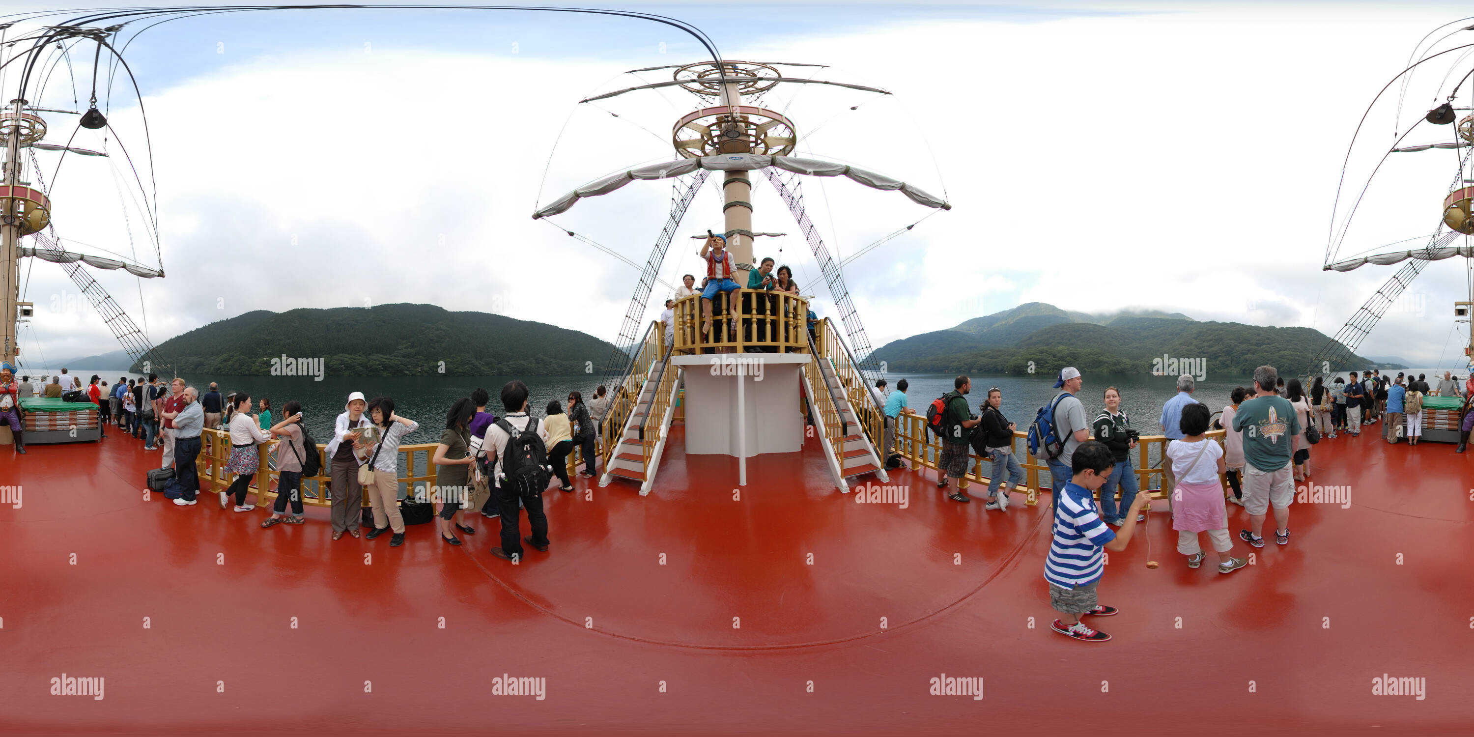 360° view of On the Sightseeing Cruise ship, Lake Ashi, Hakone - Alamy