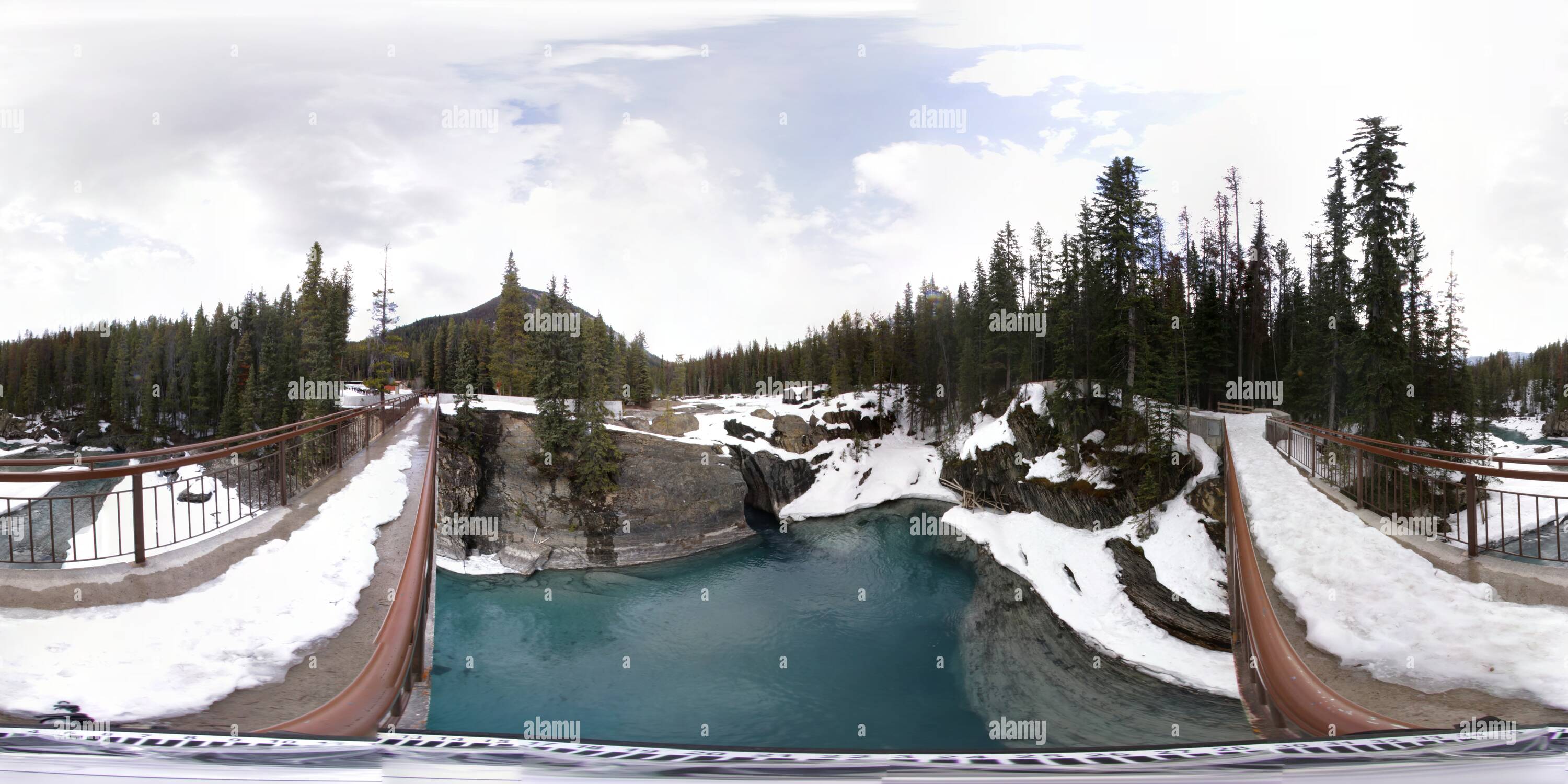 360° view of Natural bridge, Yoho National Park, Canada - Alamy