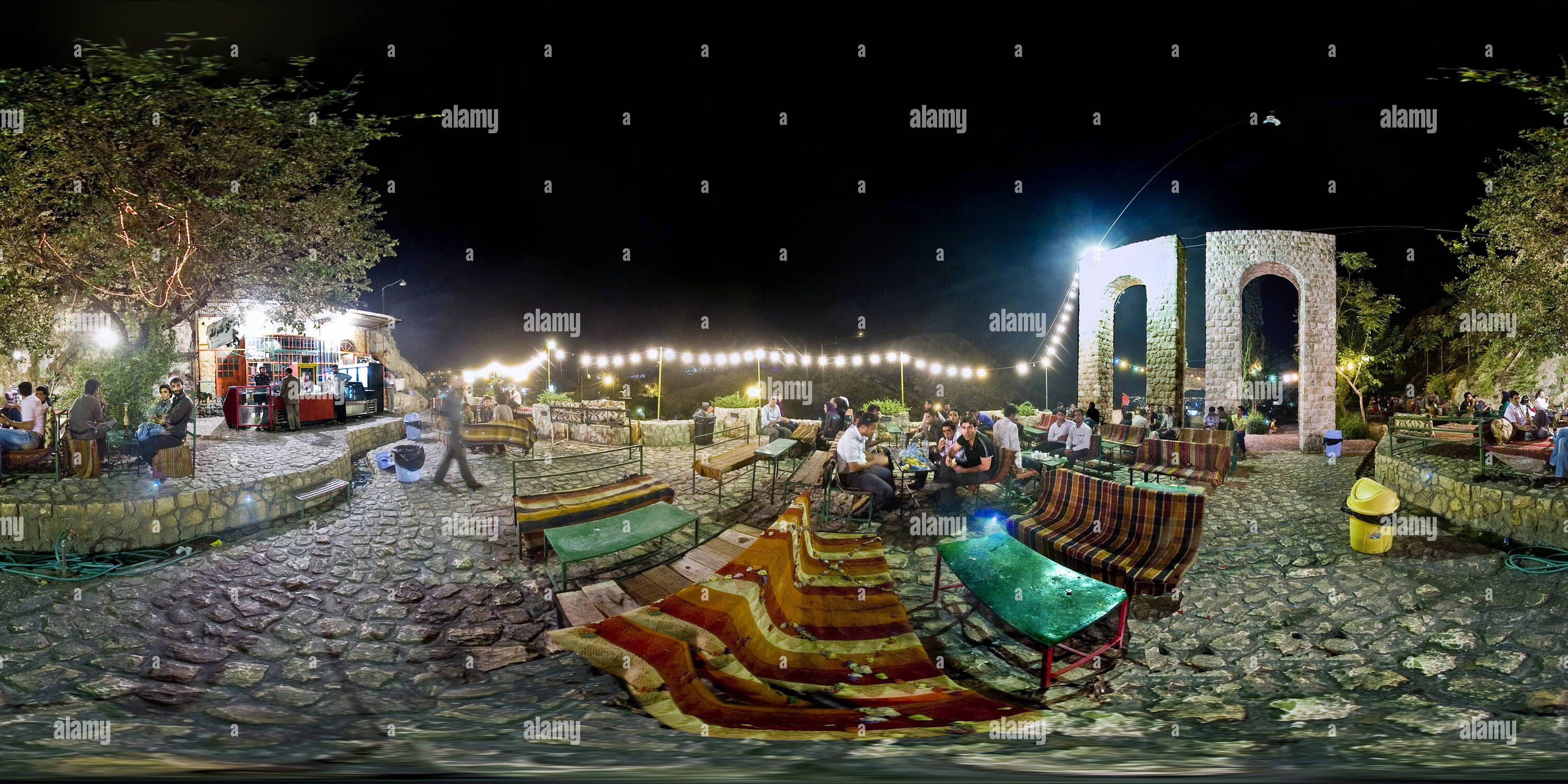 360° view of Shiraz Night Cafe during Ramadan -Iran - Alamy