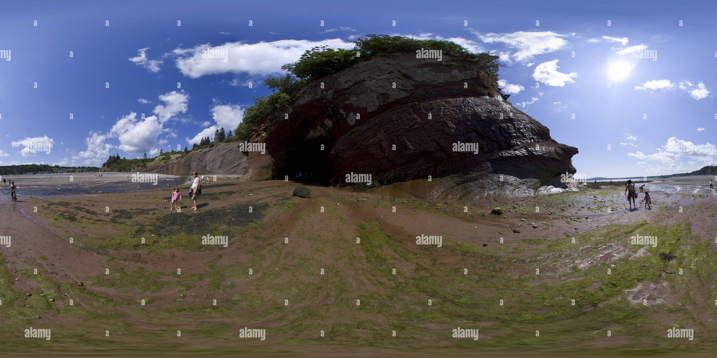 360° view of St Martin Low Tide At The Caves - Alamy