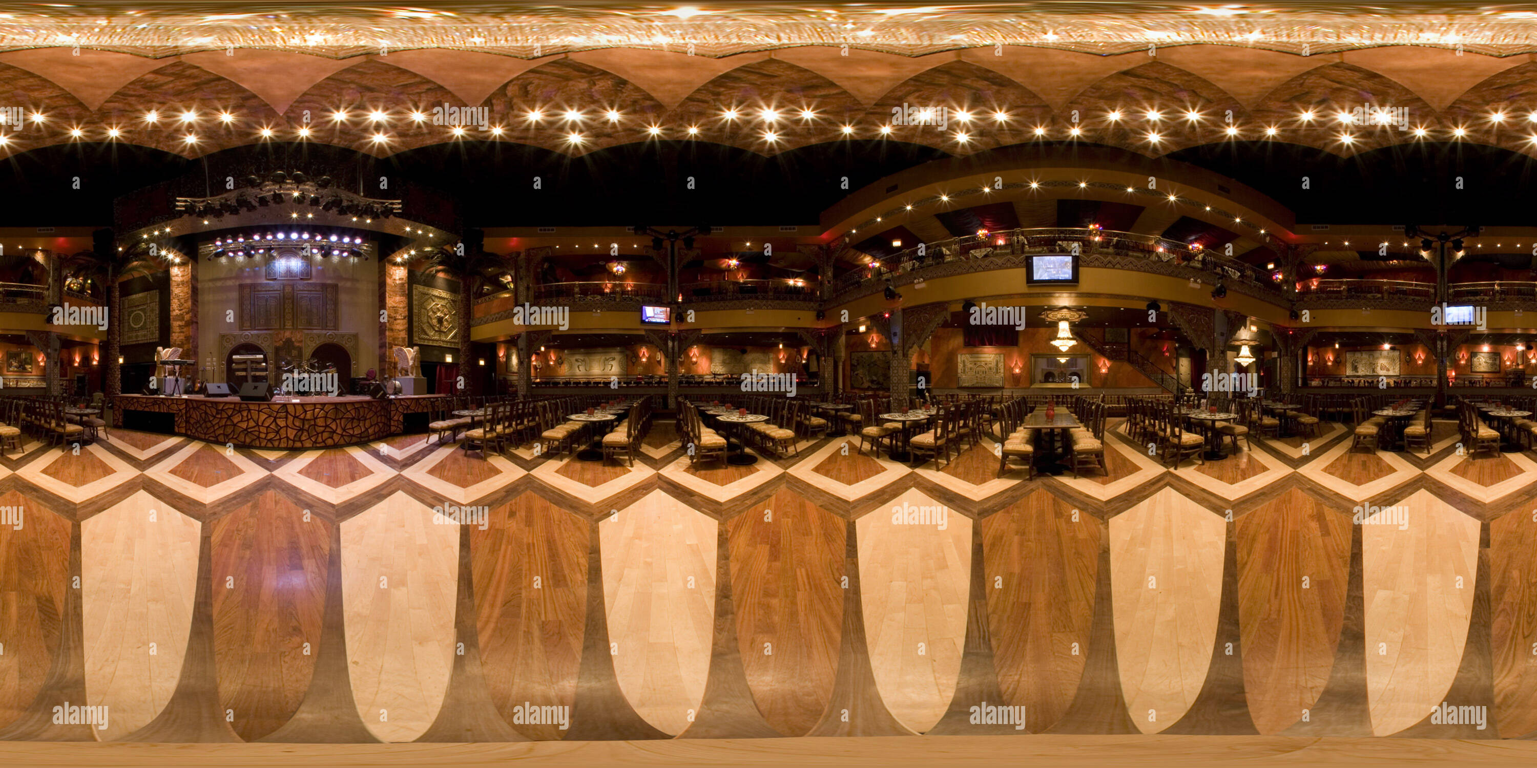 360° view of Alhambra Palace Restaurant - Chicago - Alamy
