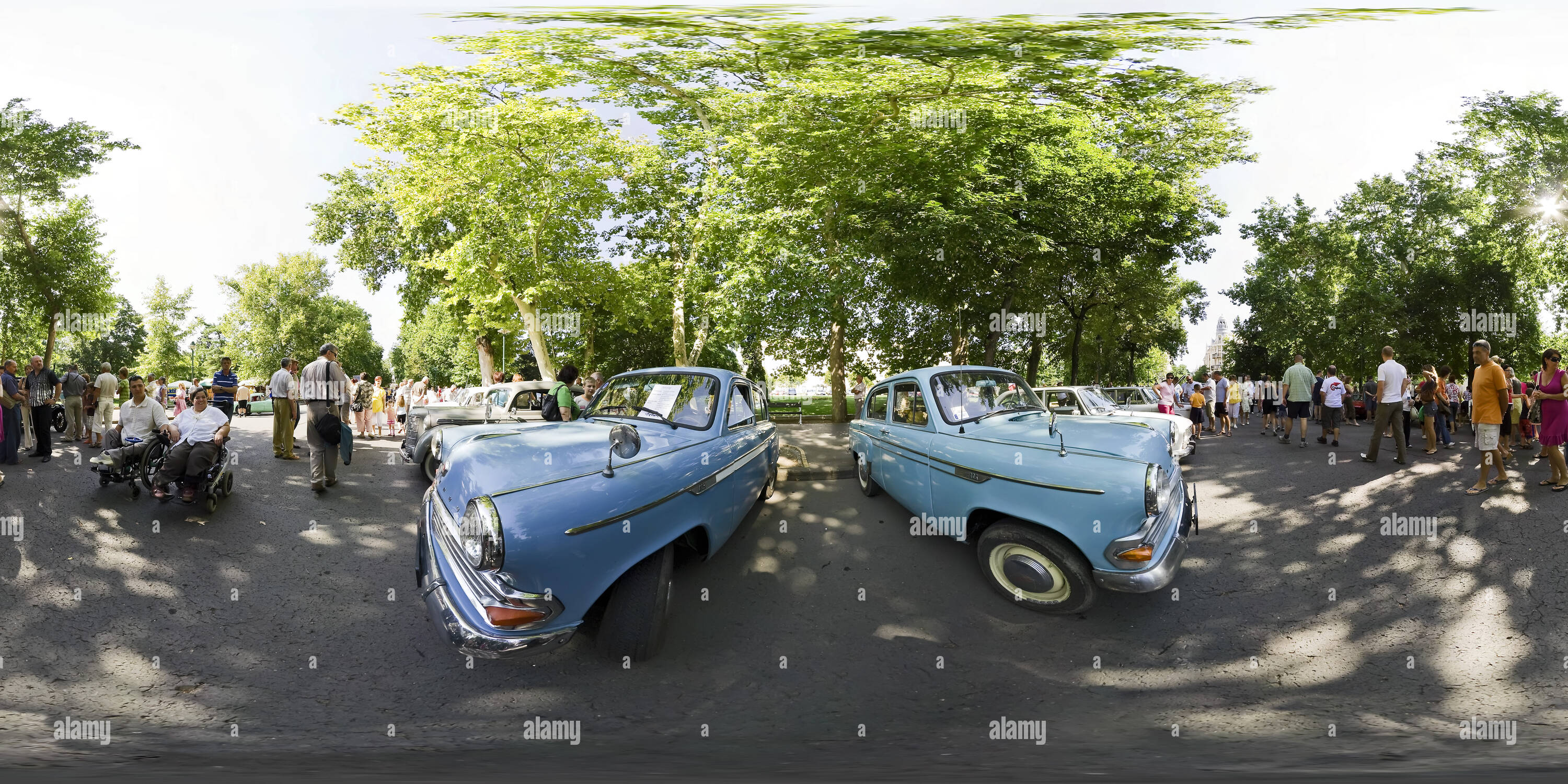 360° view of Show of veteran vehicles - Moskvich 403 - Alamy