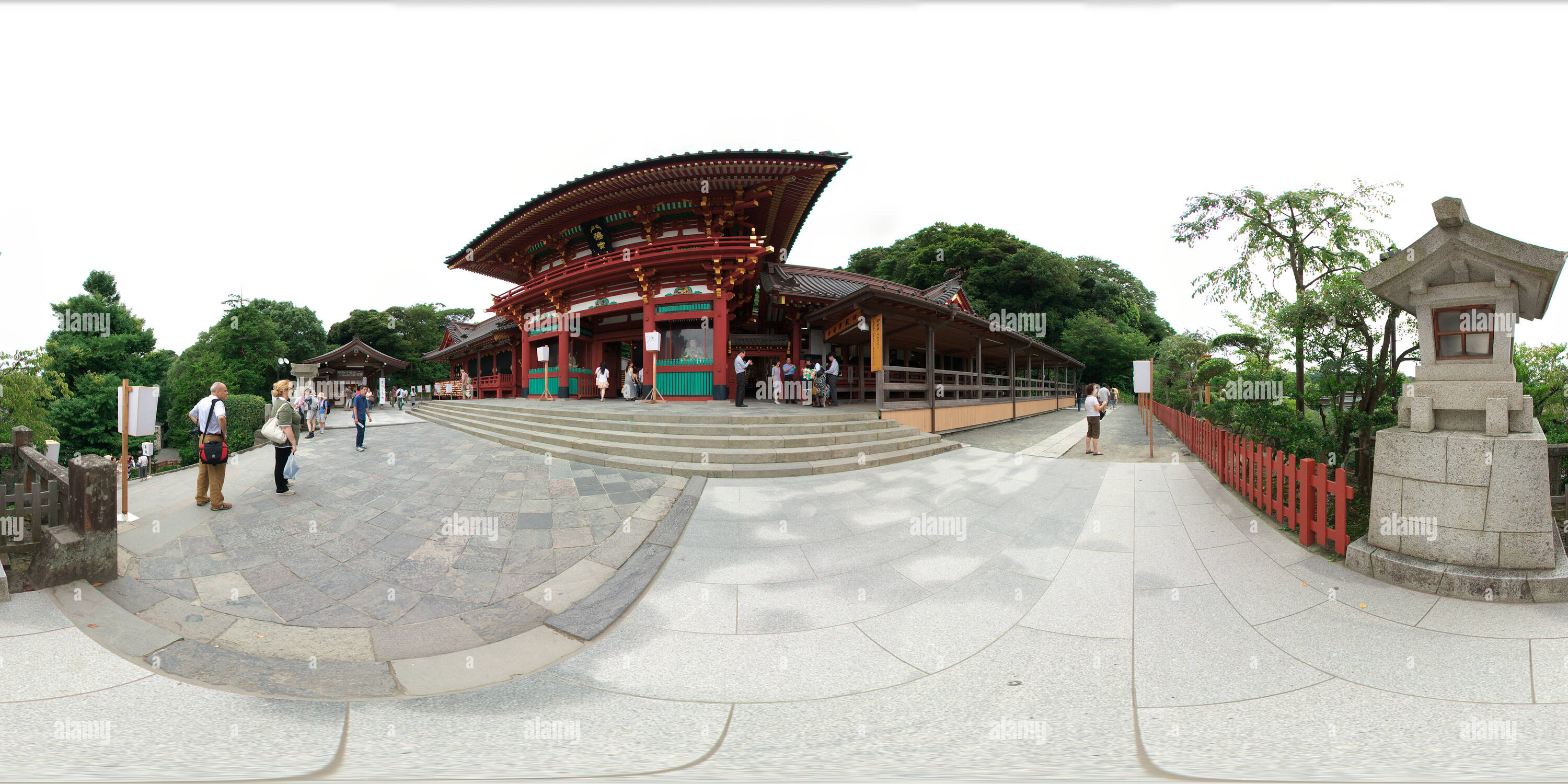 360° view of Tsurugaoka Hachimangu shrine - Alamy
