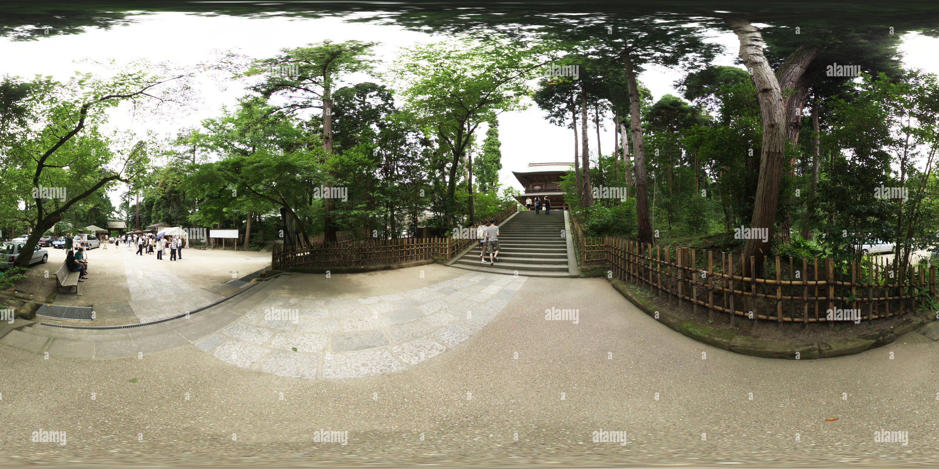 360° view of Engakuji temple Kamakura - Alamy