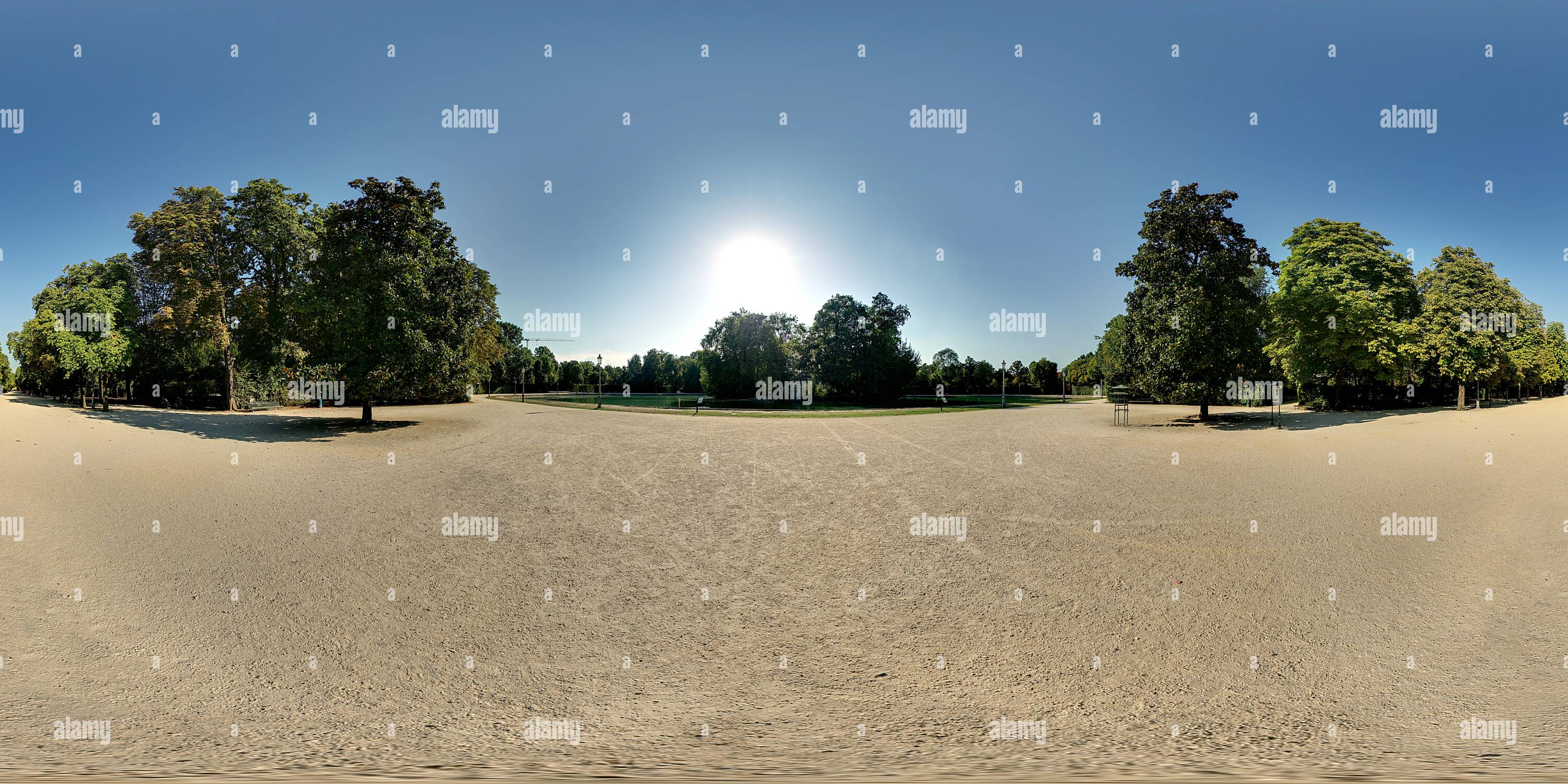 360° view of Pond on parco ducale - Alamy