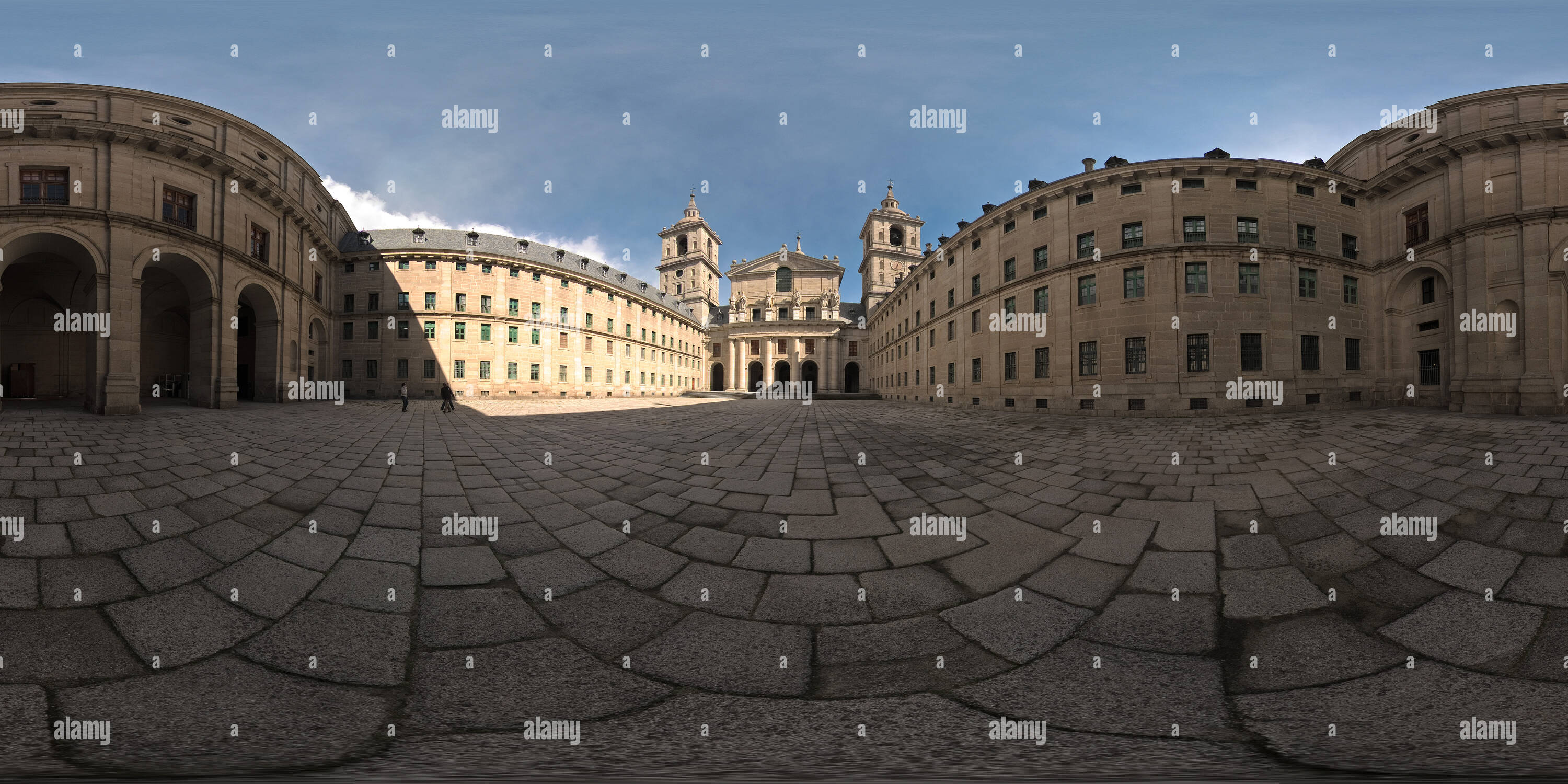 360° view of Main courtyard of San Lorenzo de El Escorial - Alamy