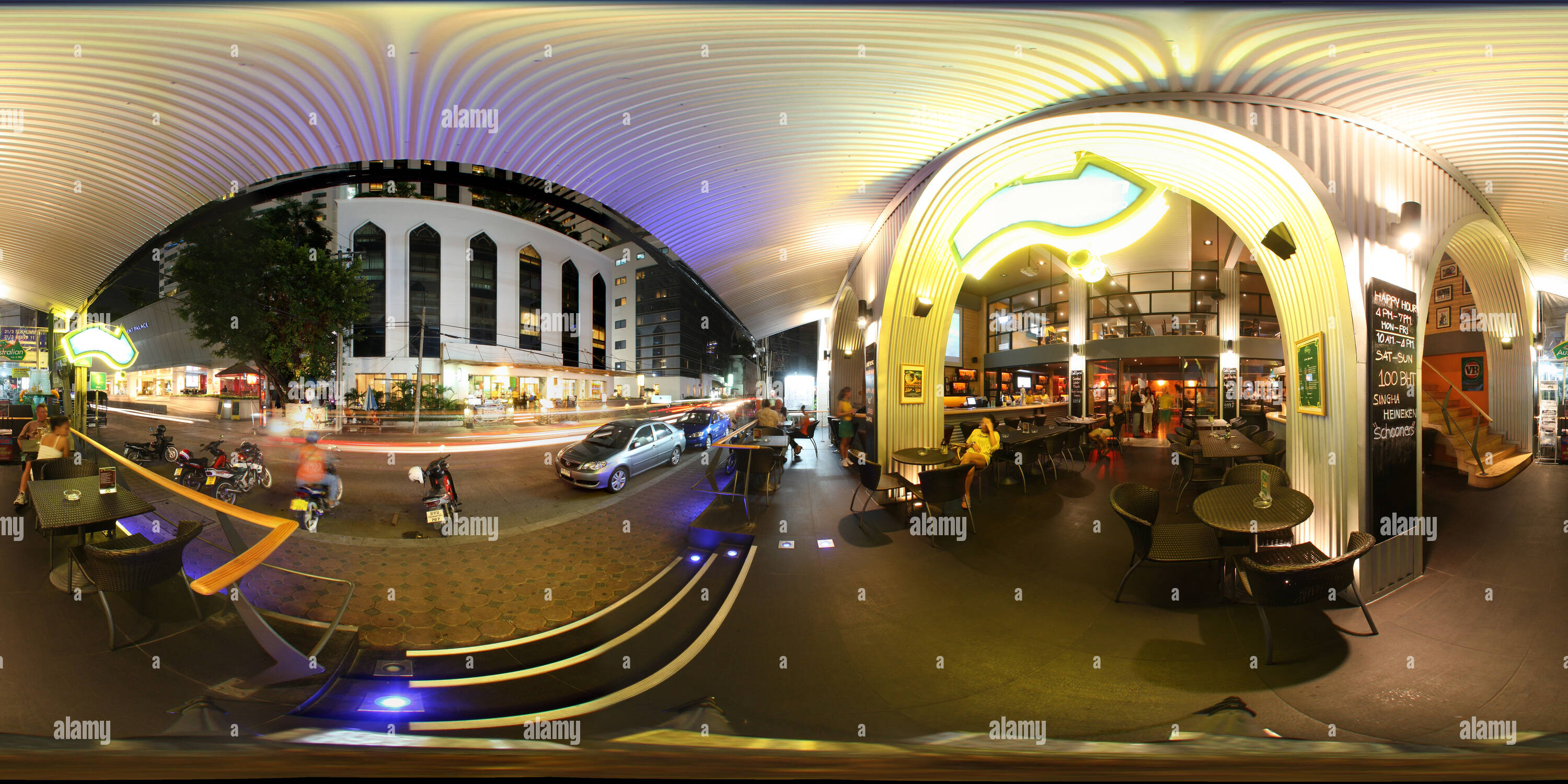 360° view of The Australian Bar & Pub - Alamy