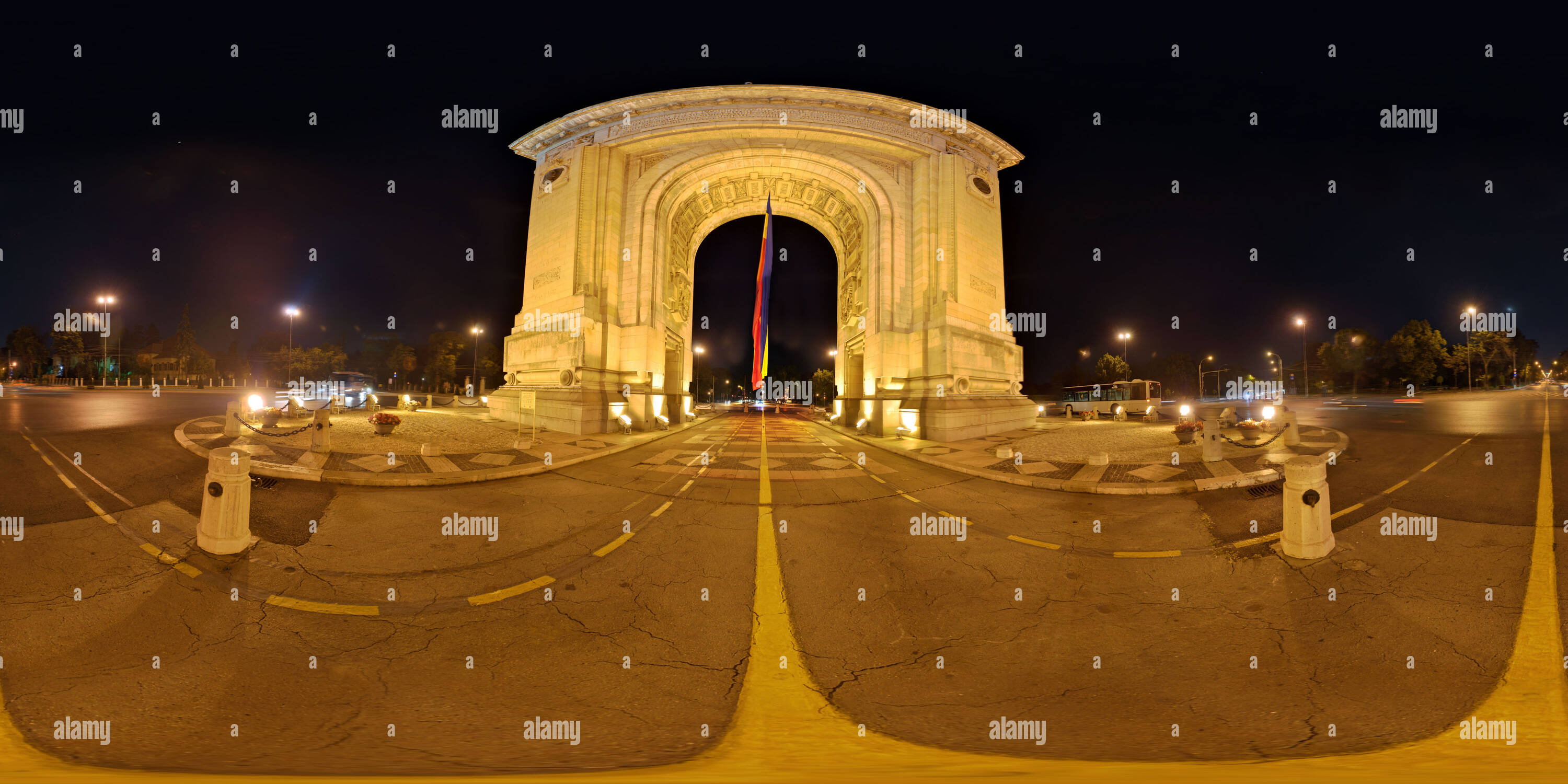 360° view of The Triumphal Arch in Bucharest - Alamy
