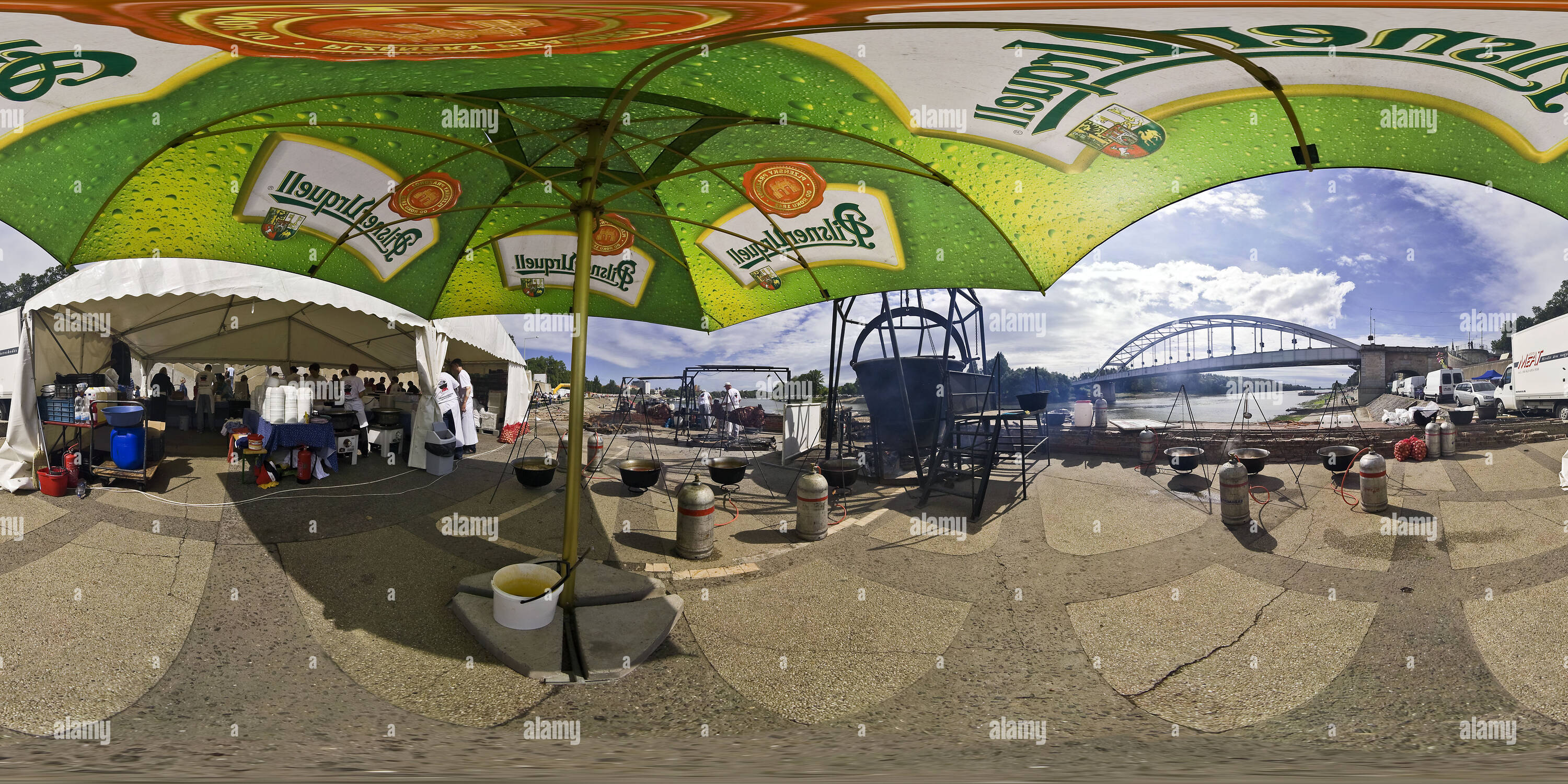 360° view of Fish festival 2009 - Ox roasting beside the giant cauldron ...