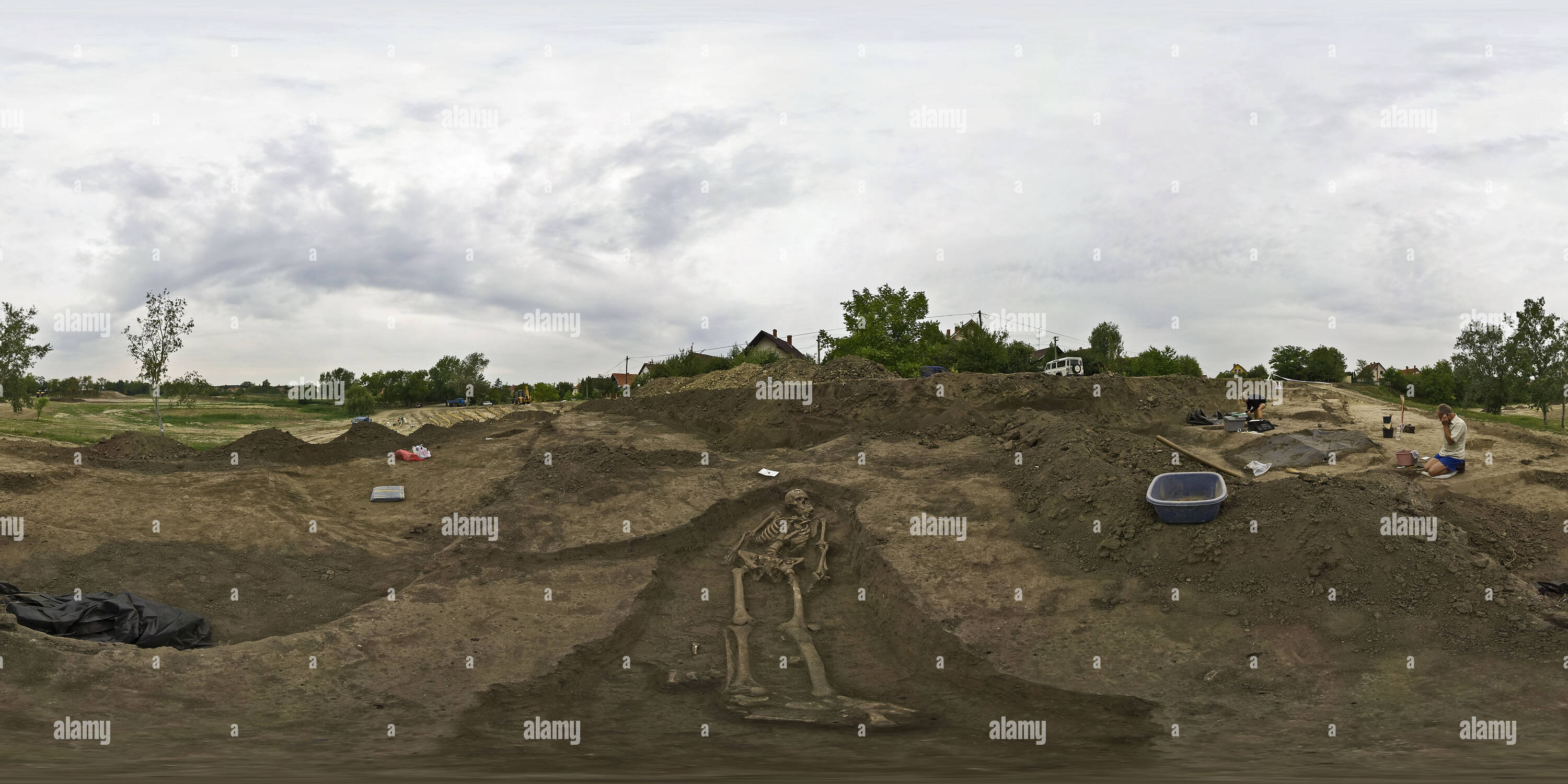 360° view of Avar age graves and skeletons - Alamy