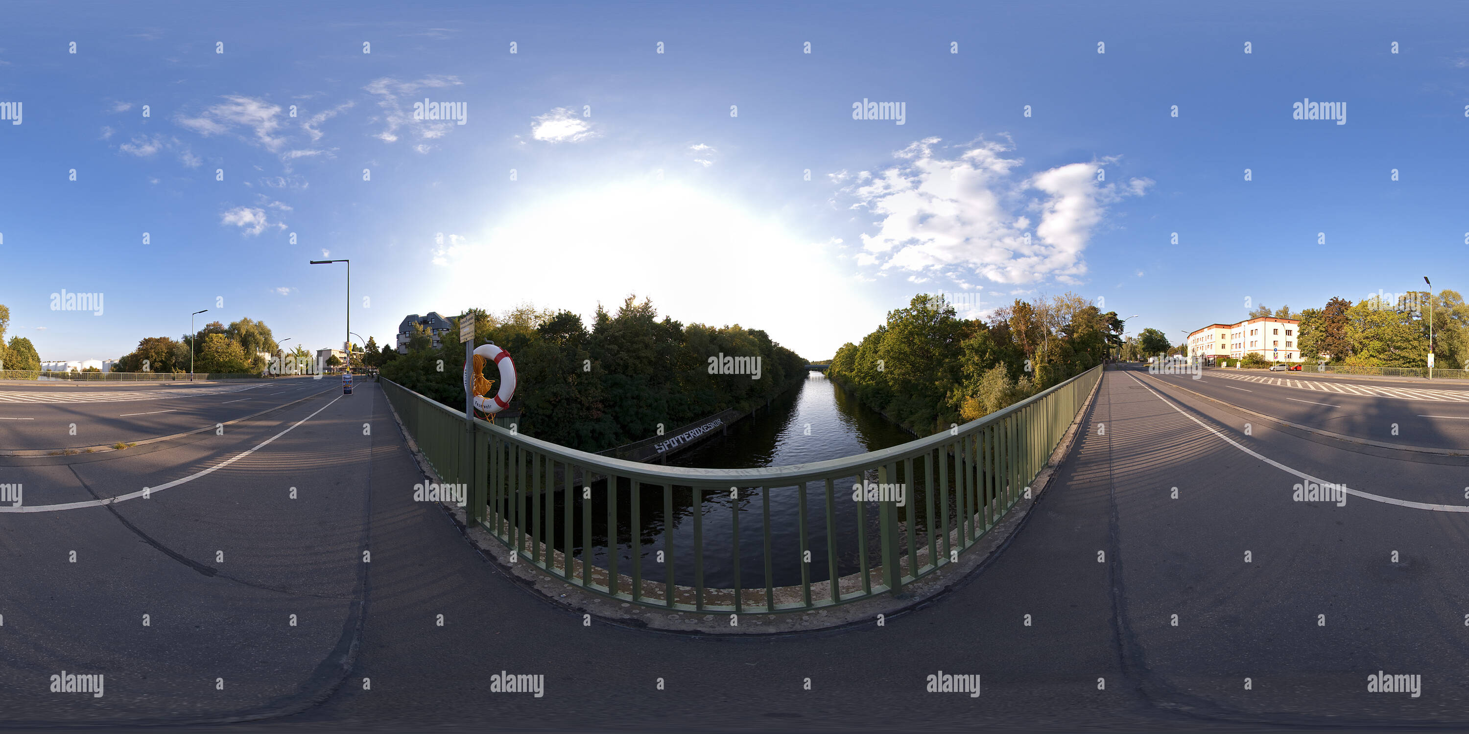 360° view of Lankwitz Mariendorfer bridge - Alamy