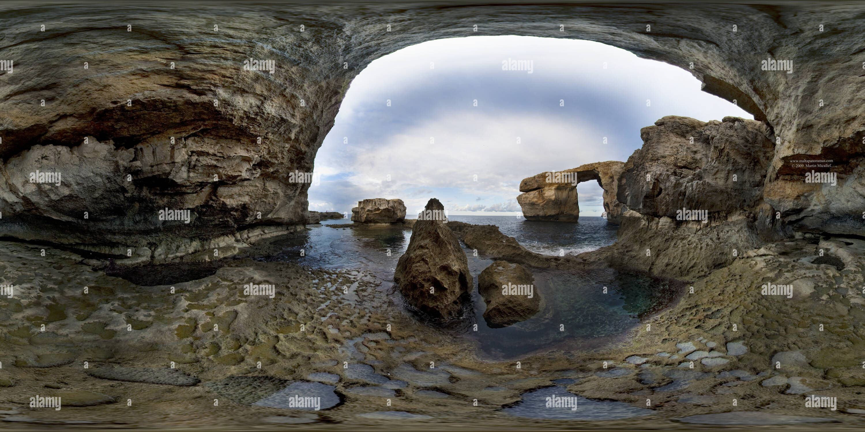 360° view of The Azure Window Gozo Malta - Alamy