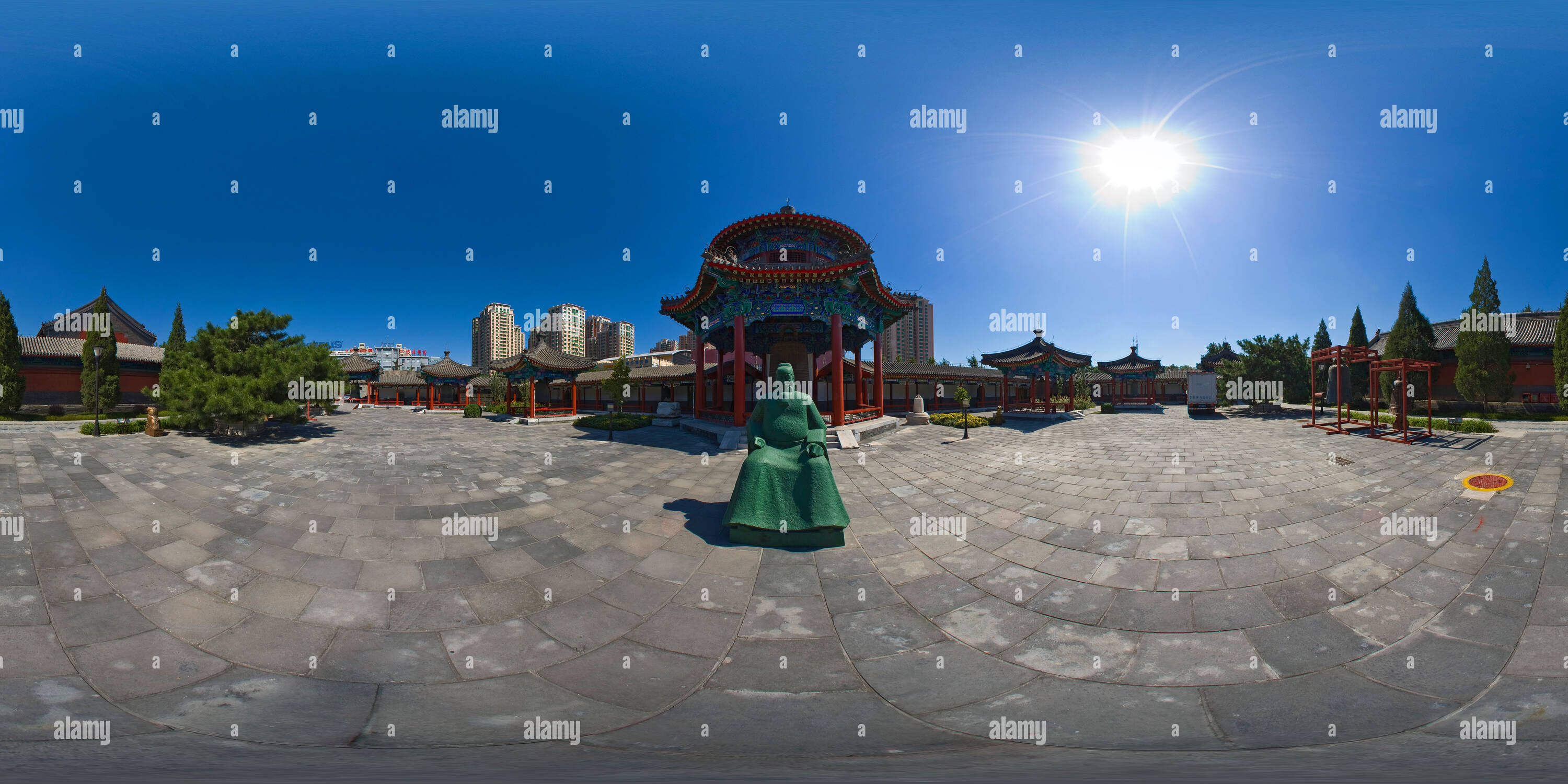 360° view of Dazhong Temple Zhong Lin - Alamy
