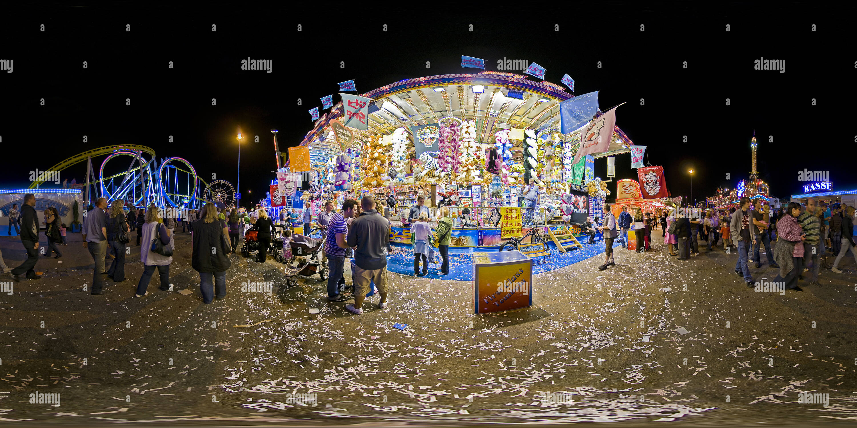 360° view of Folk festival in Stuttgart (Cannstatter Wasen) - Tombola ...