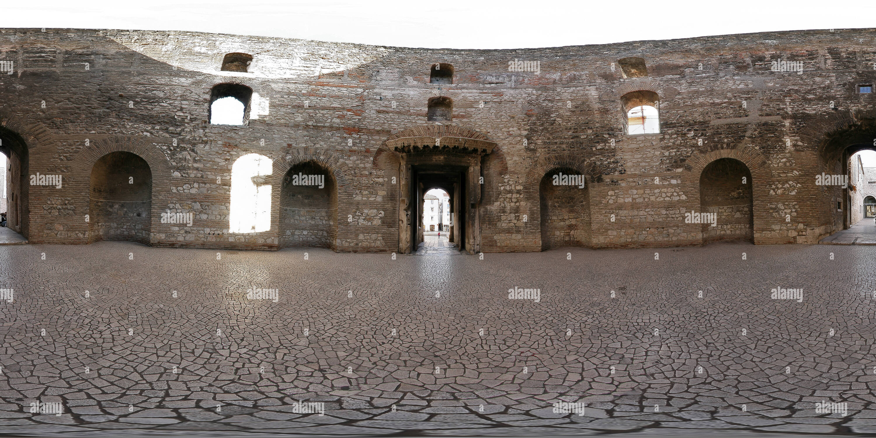 Diocletian palace vestibul hi-res stock photography and images - Alamy