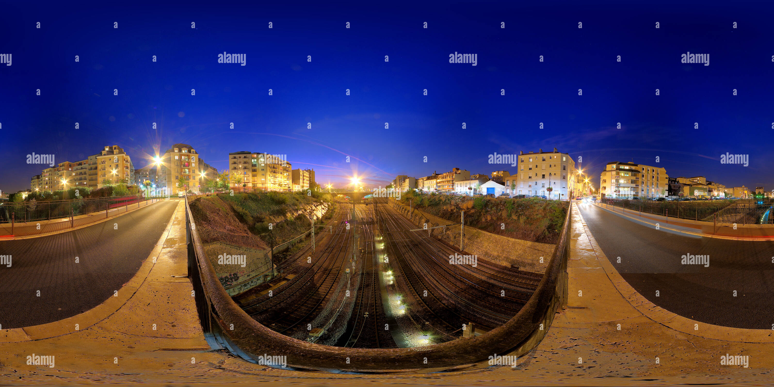 360° view of the night a bridge to Charenton - Alamy
