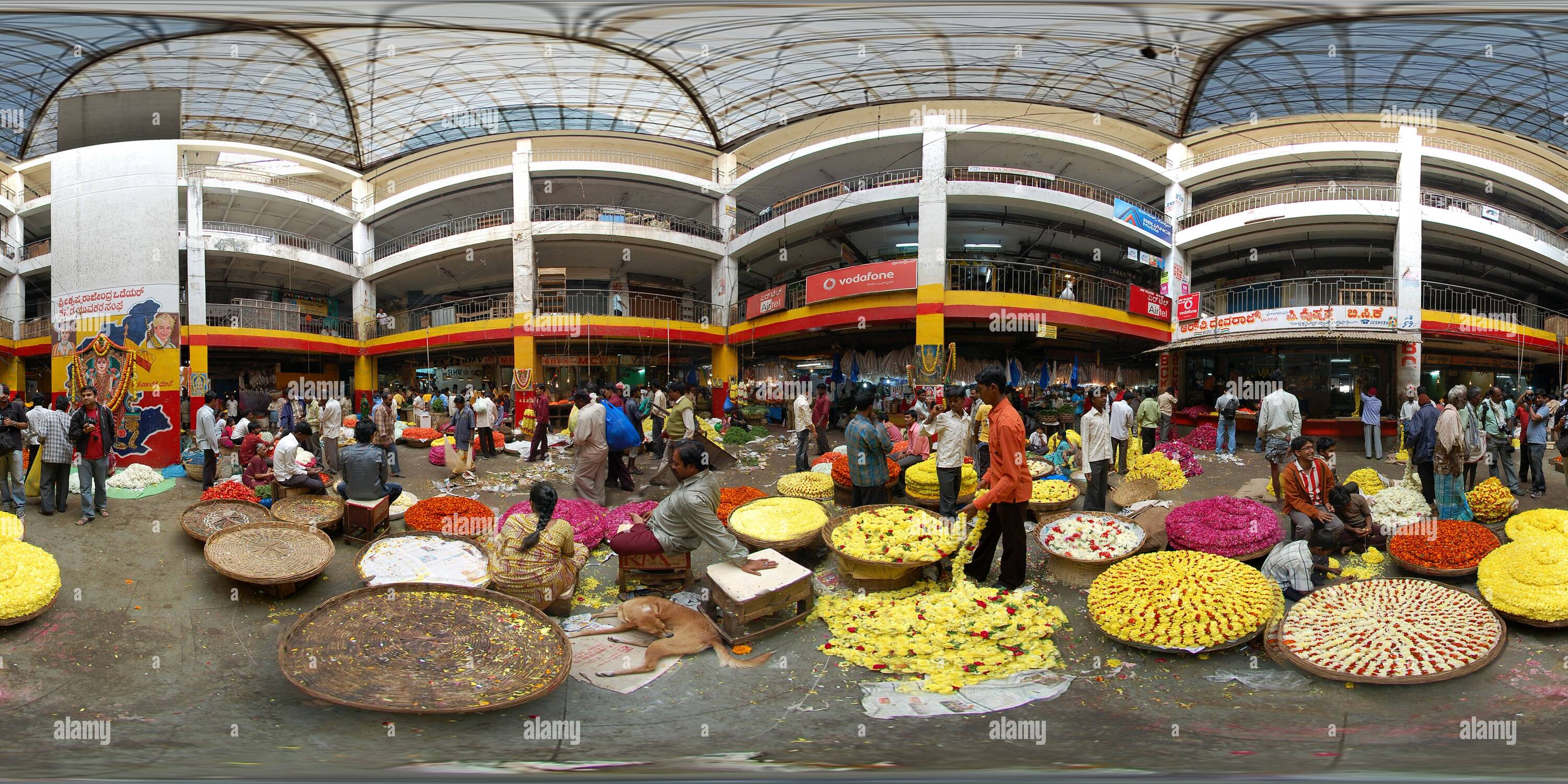 Kr market bangalore hi-res stock photography and images - Alamy