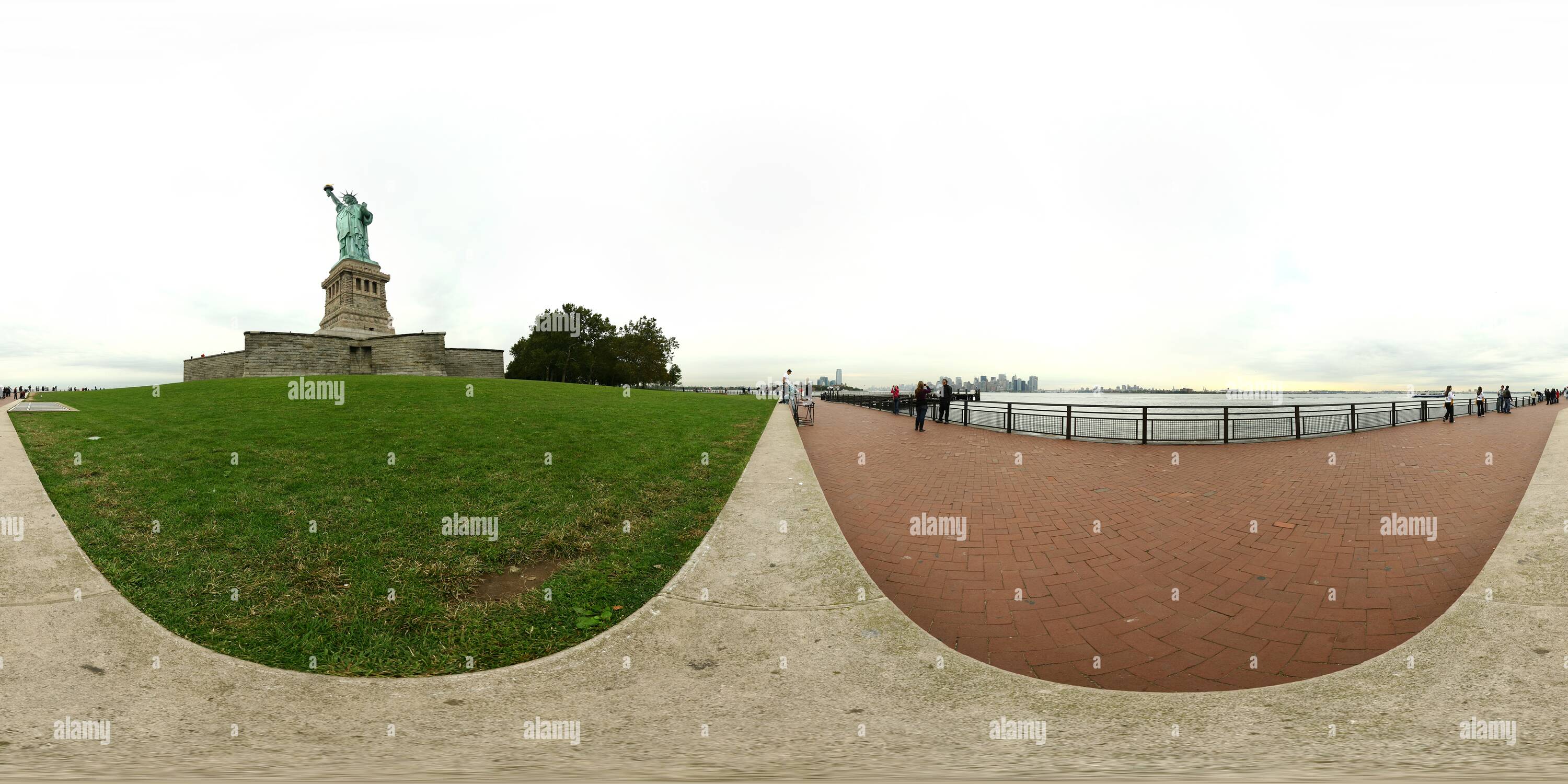 360° view of Statue of liberty - Alamy