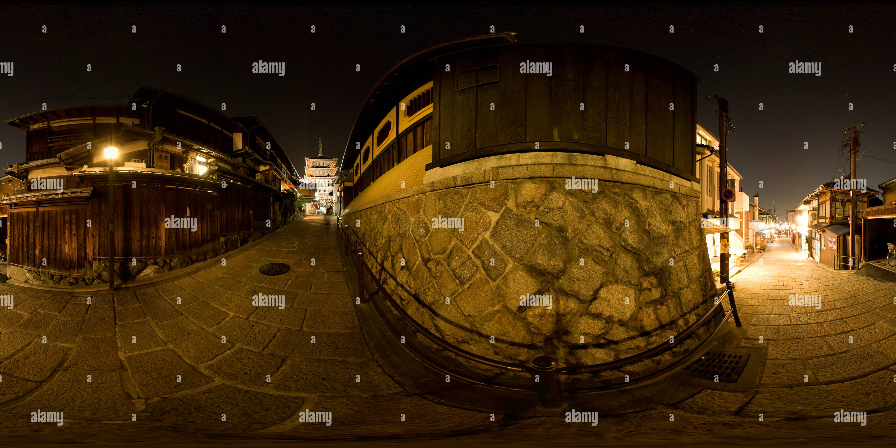 Kyoto kawaramachi hi-res stock photography and images - Alamy