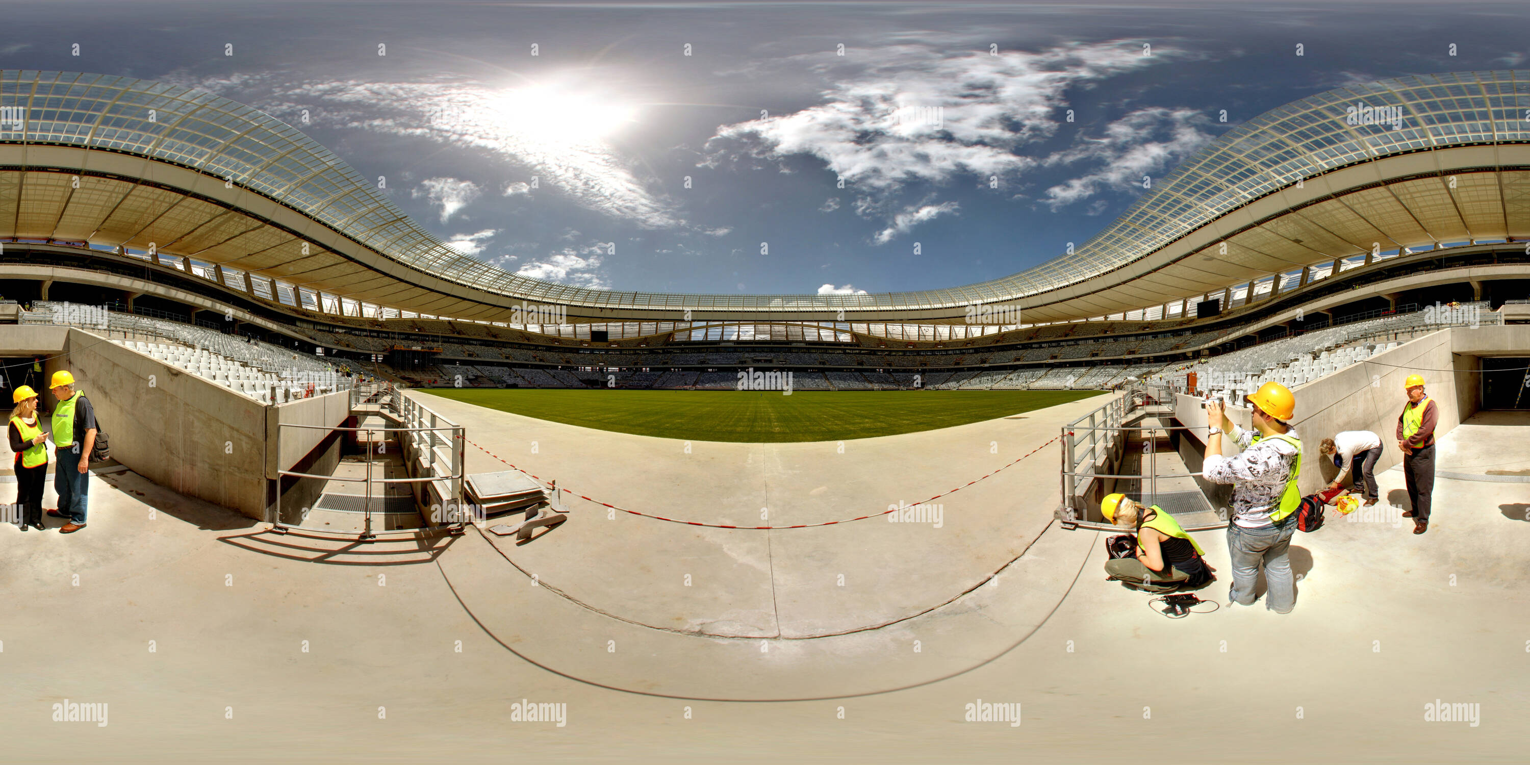 Greenpoint soccer stadium cape town hi-res stock photography and images ...