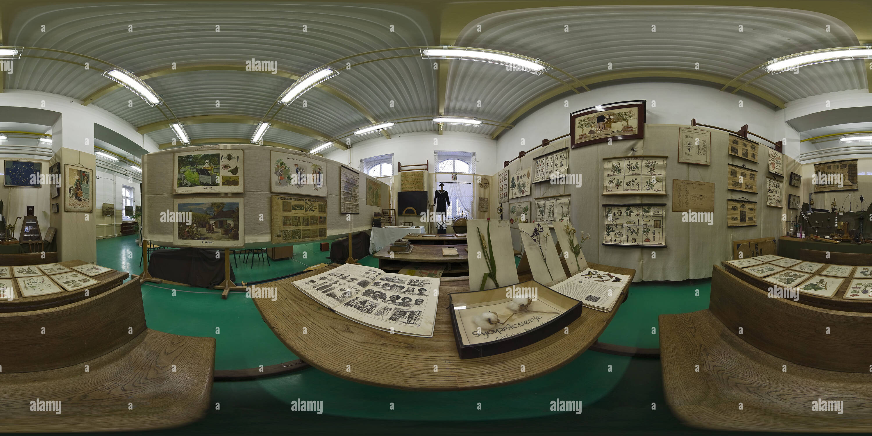 360° view of School story exhibition - old classroom student bench - Alamy