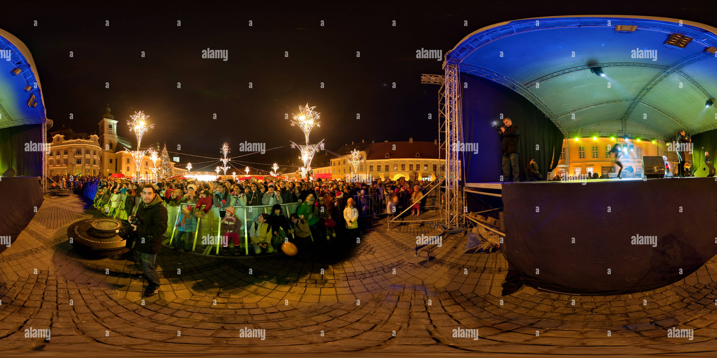 Andra concert hi-res stock photography and images - Alamy