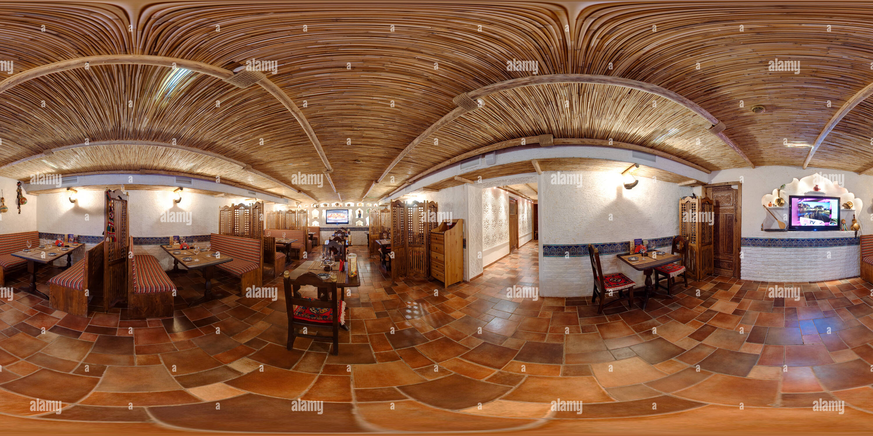 360° view of Restaurant Pavlin-Mavlin, ground hall - Alamy