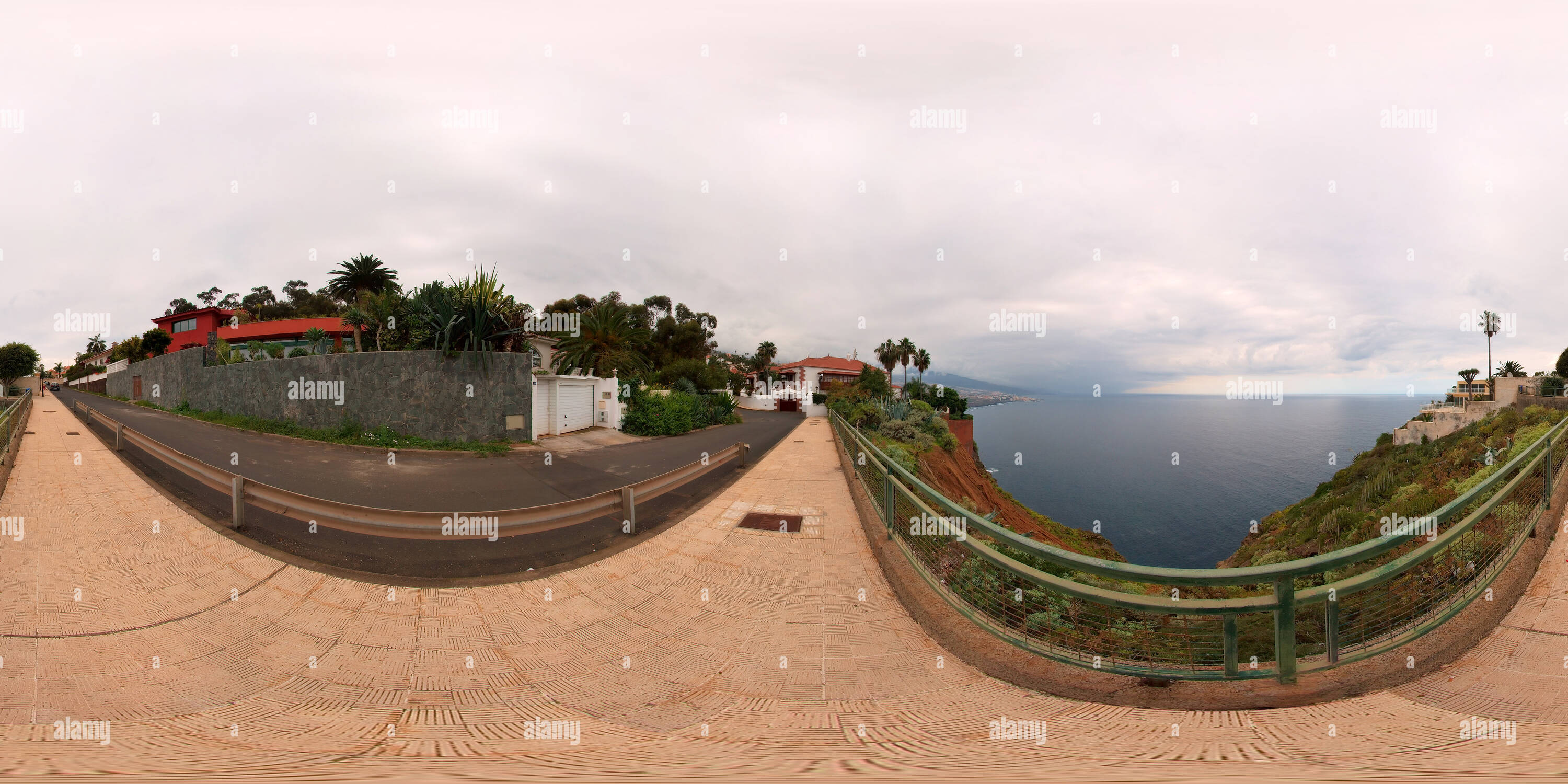 360° view of Atlantic Ocean High View in Tenerife - Alamy