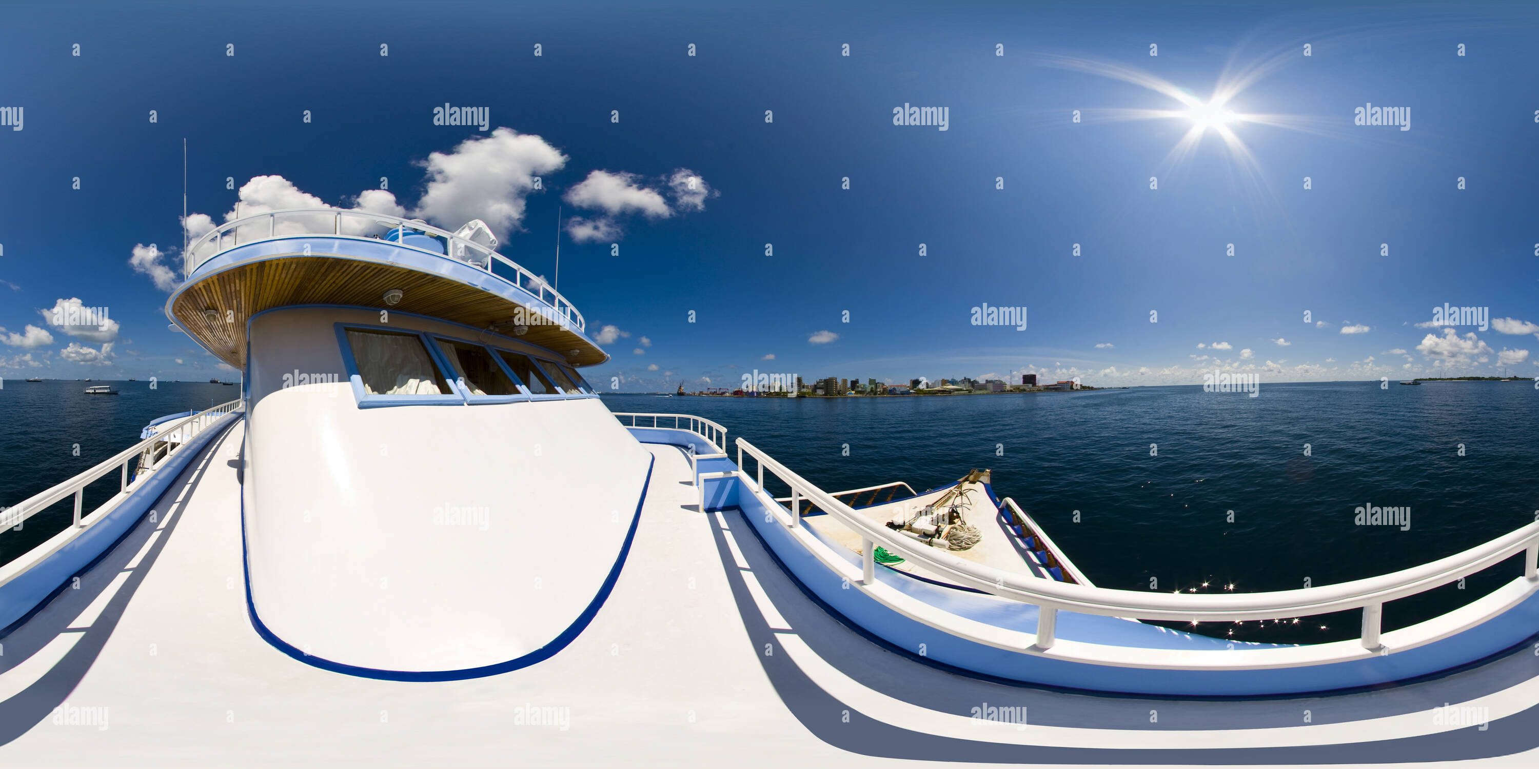 360° view of Waiting for the safari in Ari - Alamy