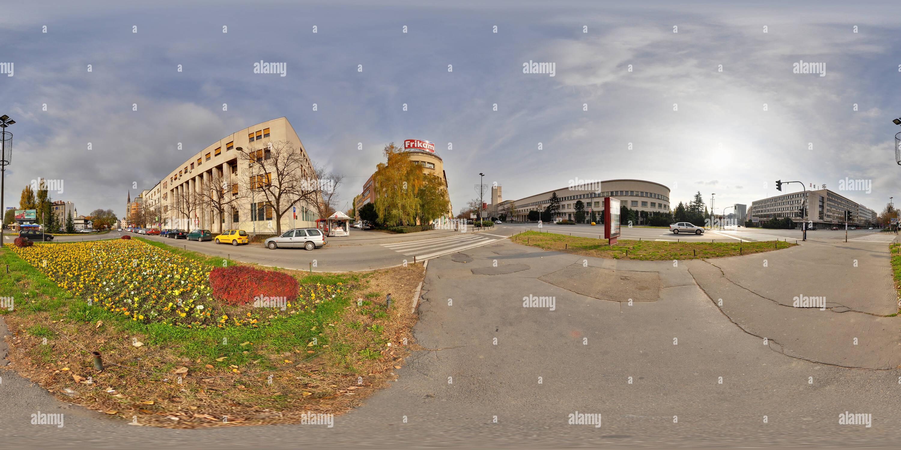 360° view of Novi Sad, ugao Modene i Bul. M. Pupina - Alamy