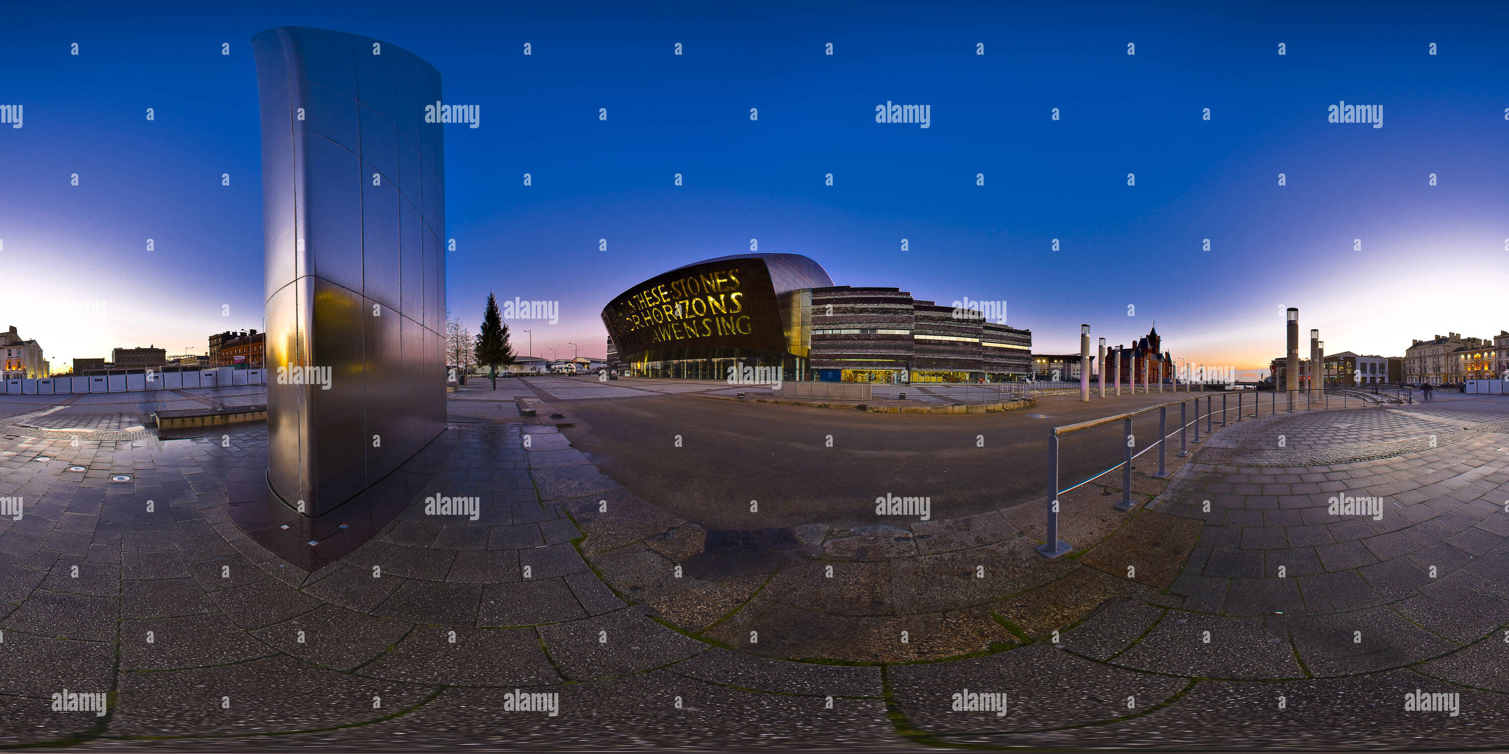 Water tower oval basin cardiff hi-res stock photography and images - Alamy