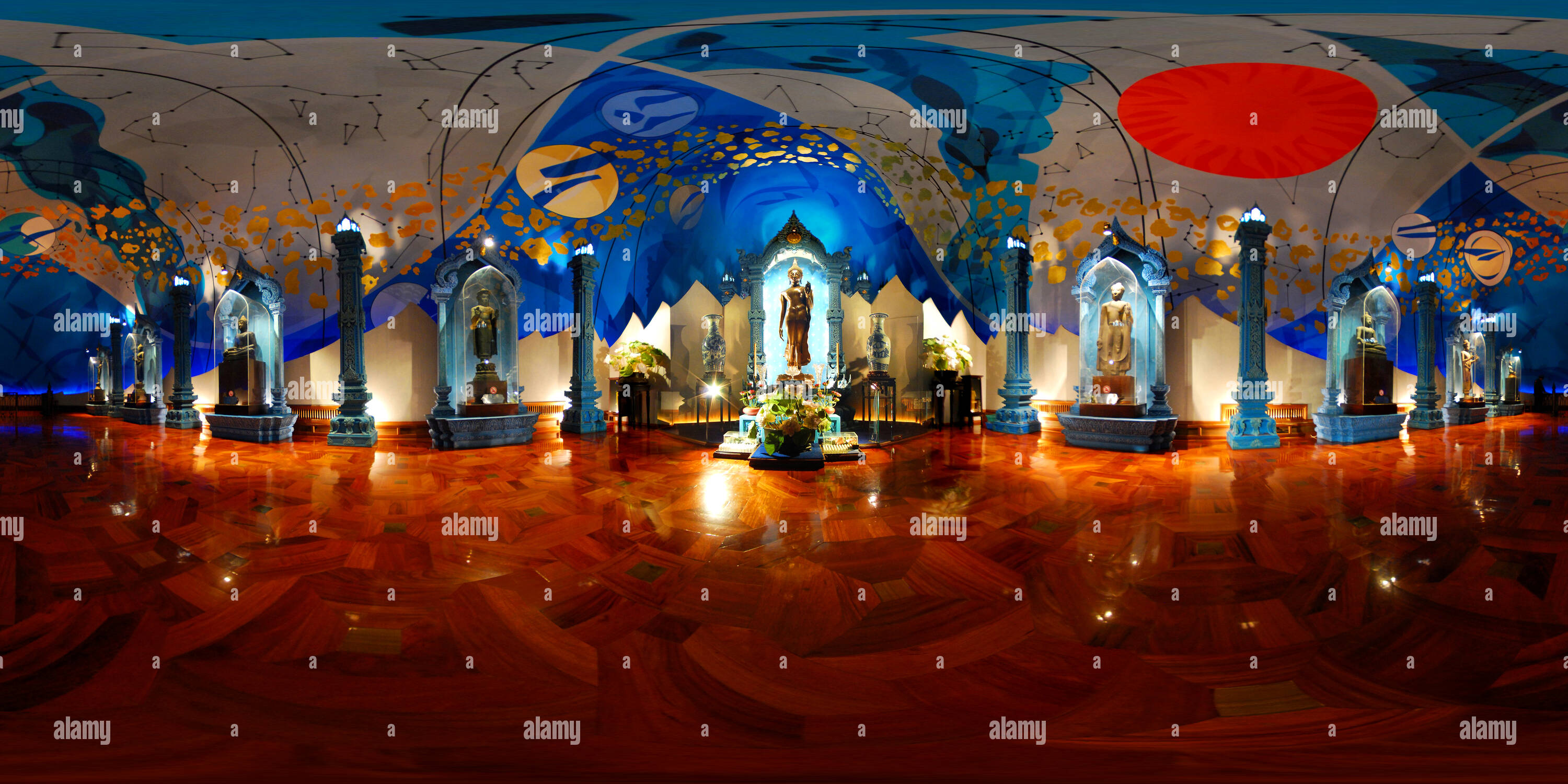 360° view of Erawan Museum, Top Hall - Alamy