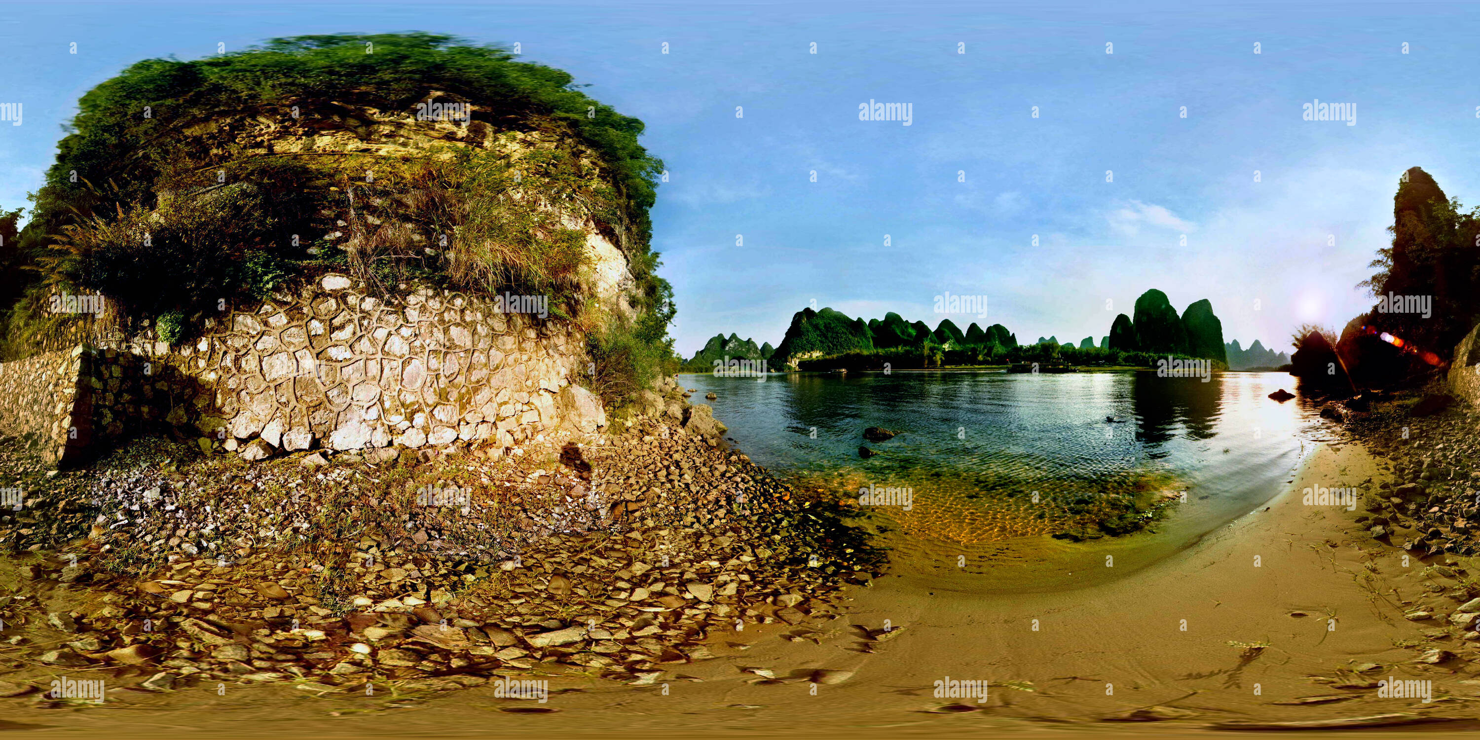 360° view of the sunset in “Yellow Cloth Shoal” - Alamy