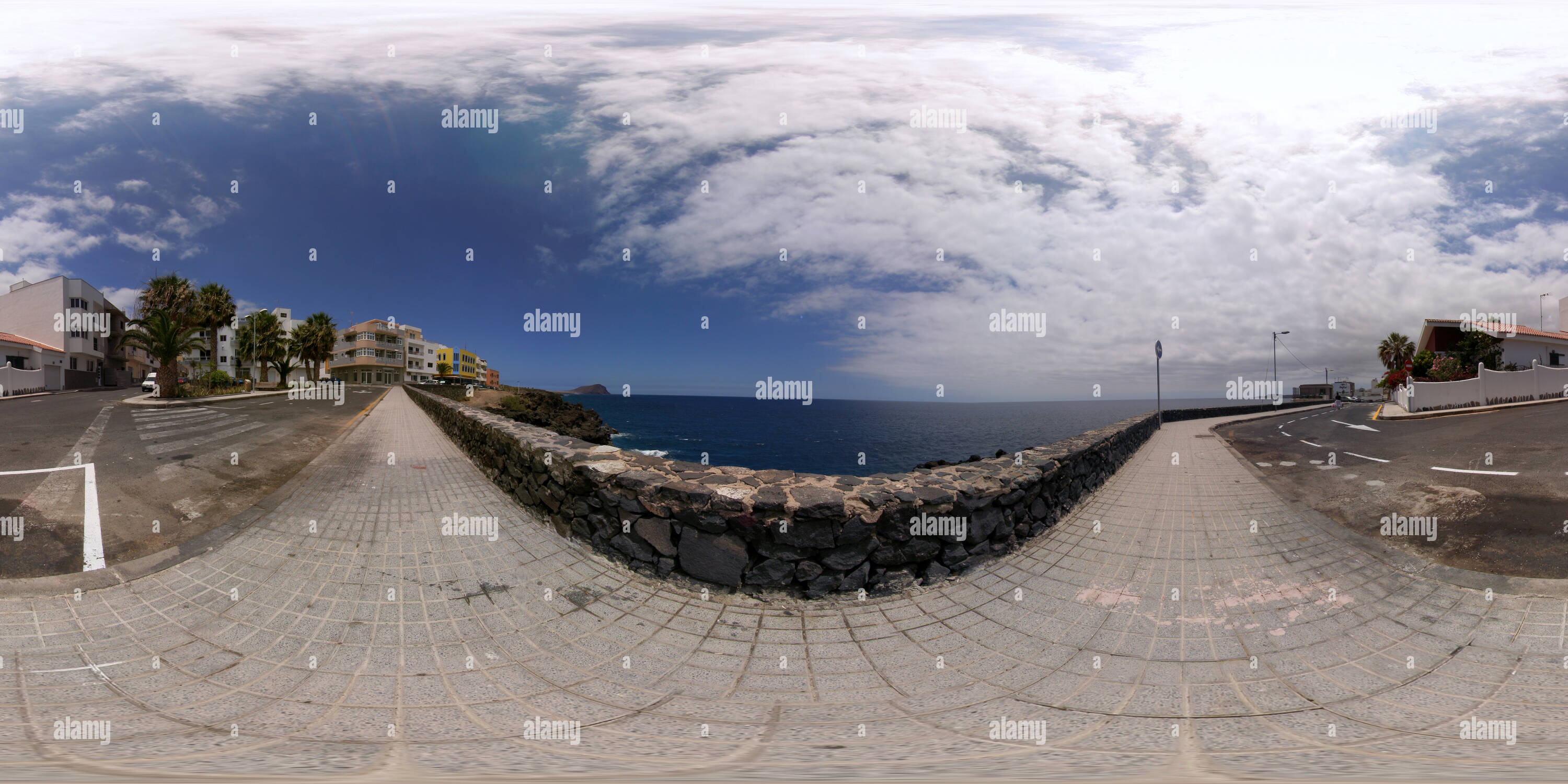 360° view of Panos Losabrigos Tenerife Plaza Jonathan Juliorosq - Alamy