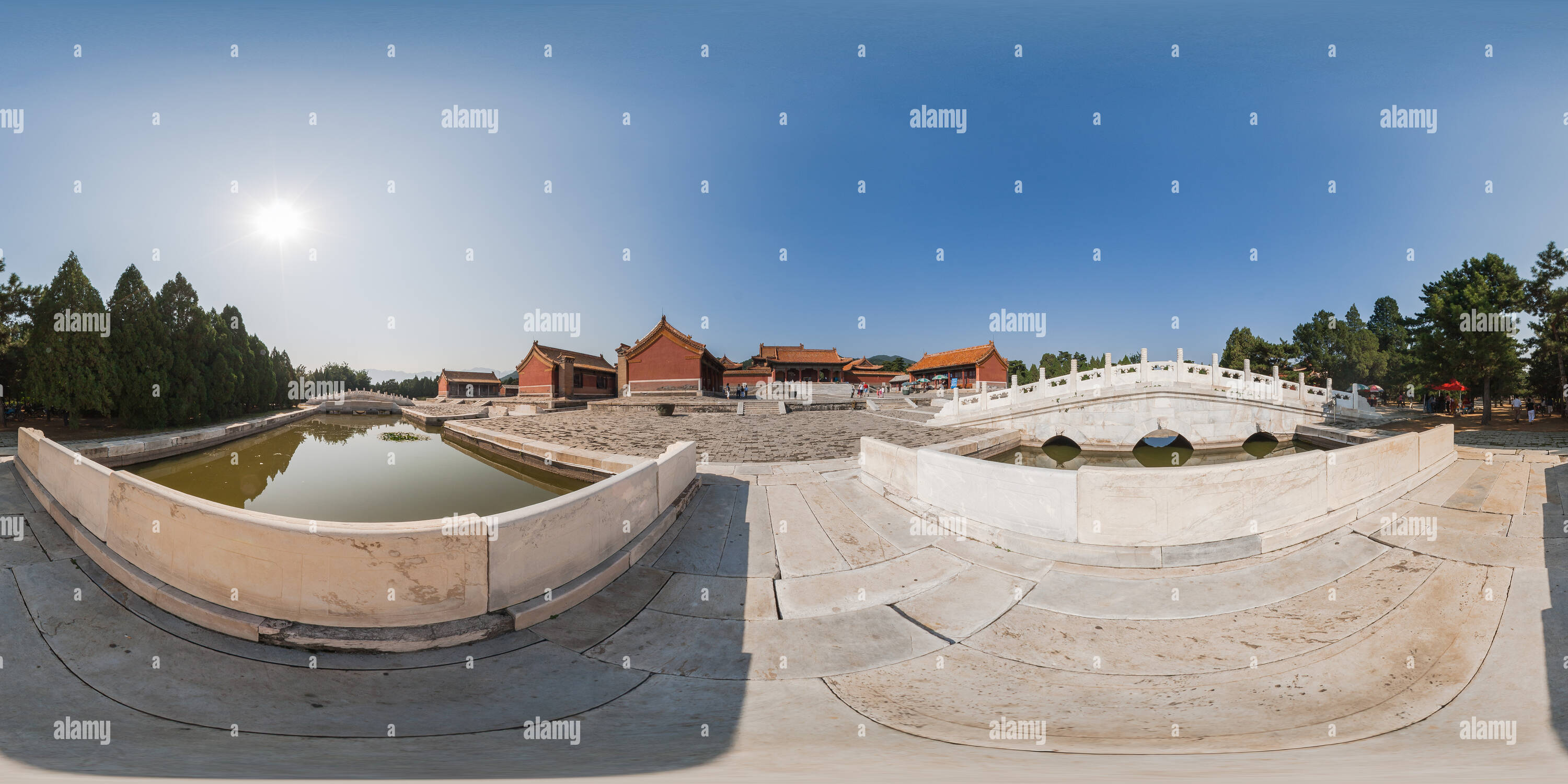 360° view of Eastern Qing Tombs 3- Empress Ling (Stone Bridge - Alamy