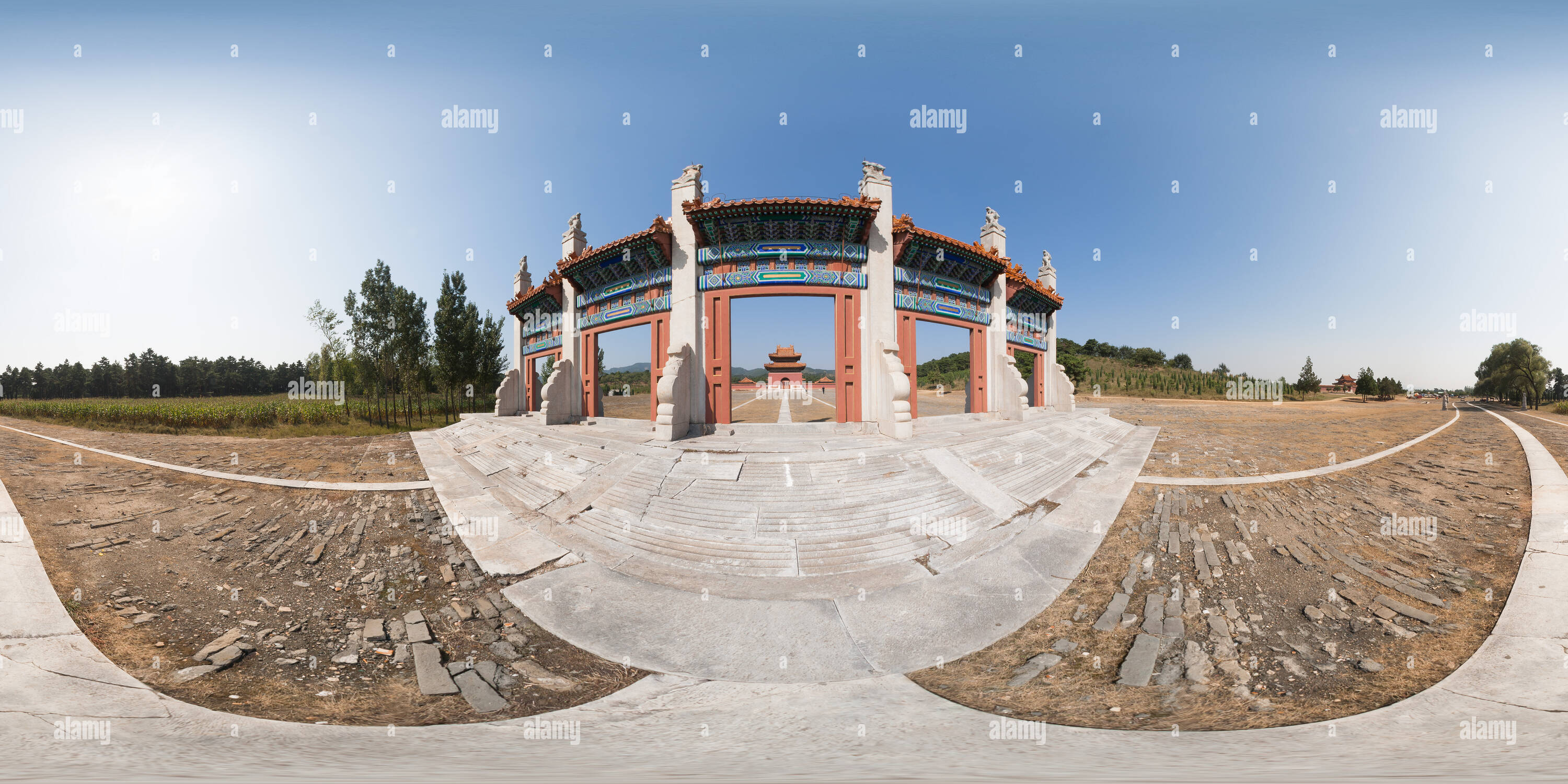 360° view of Eastern Qing Tombs 5-Jing Ling (archway - Alamy