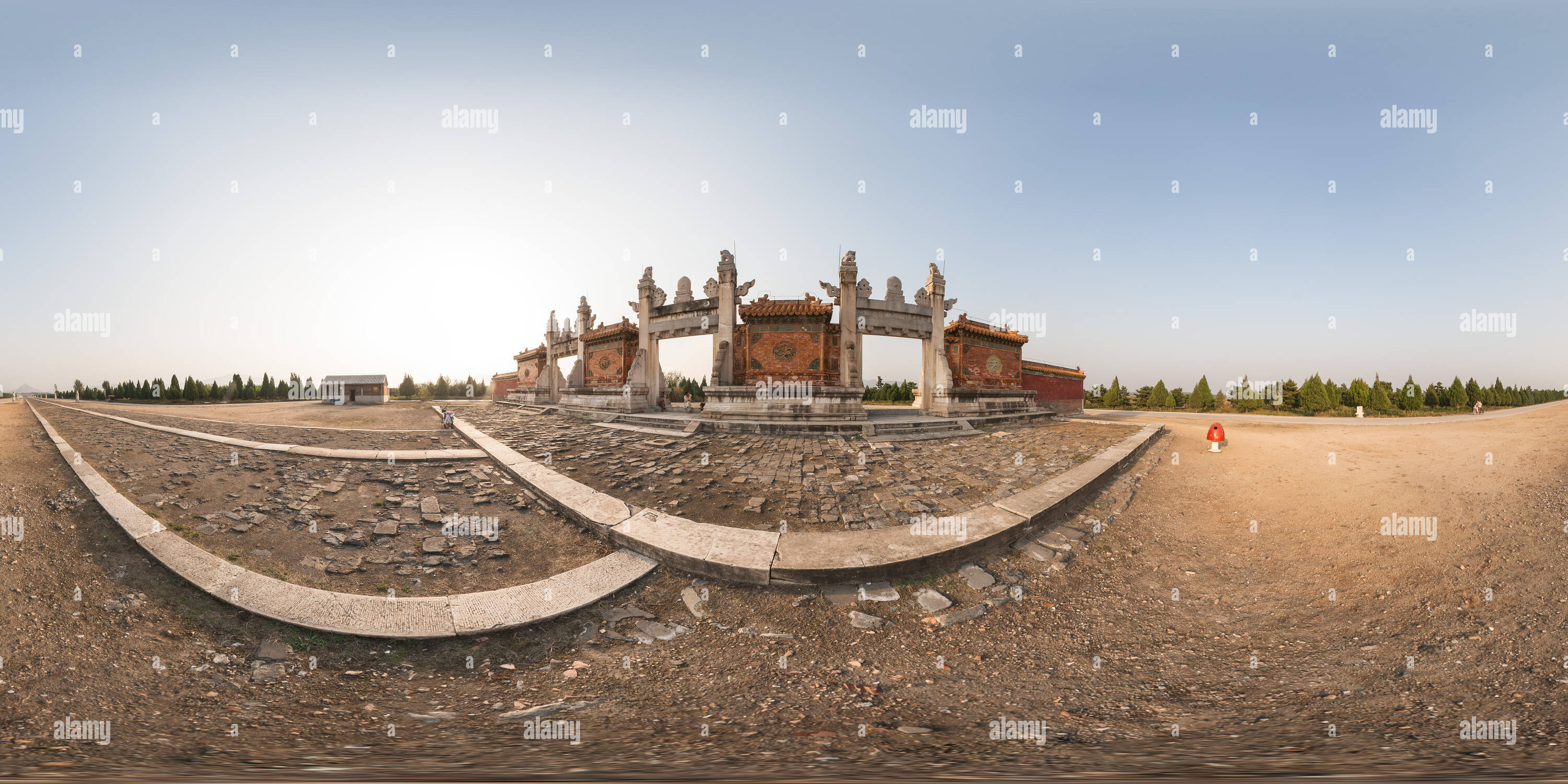 360° view of Eastern Qing Tombs 10-(Dragon-Phoenis Cates - Alamy