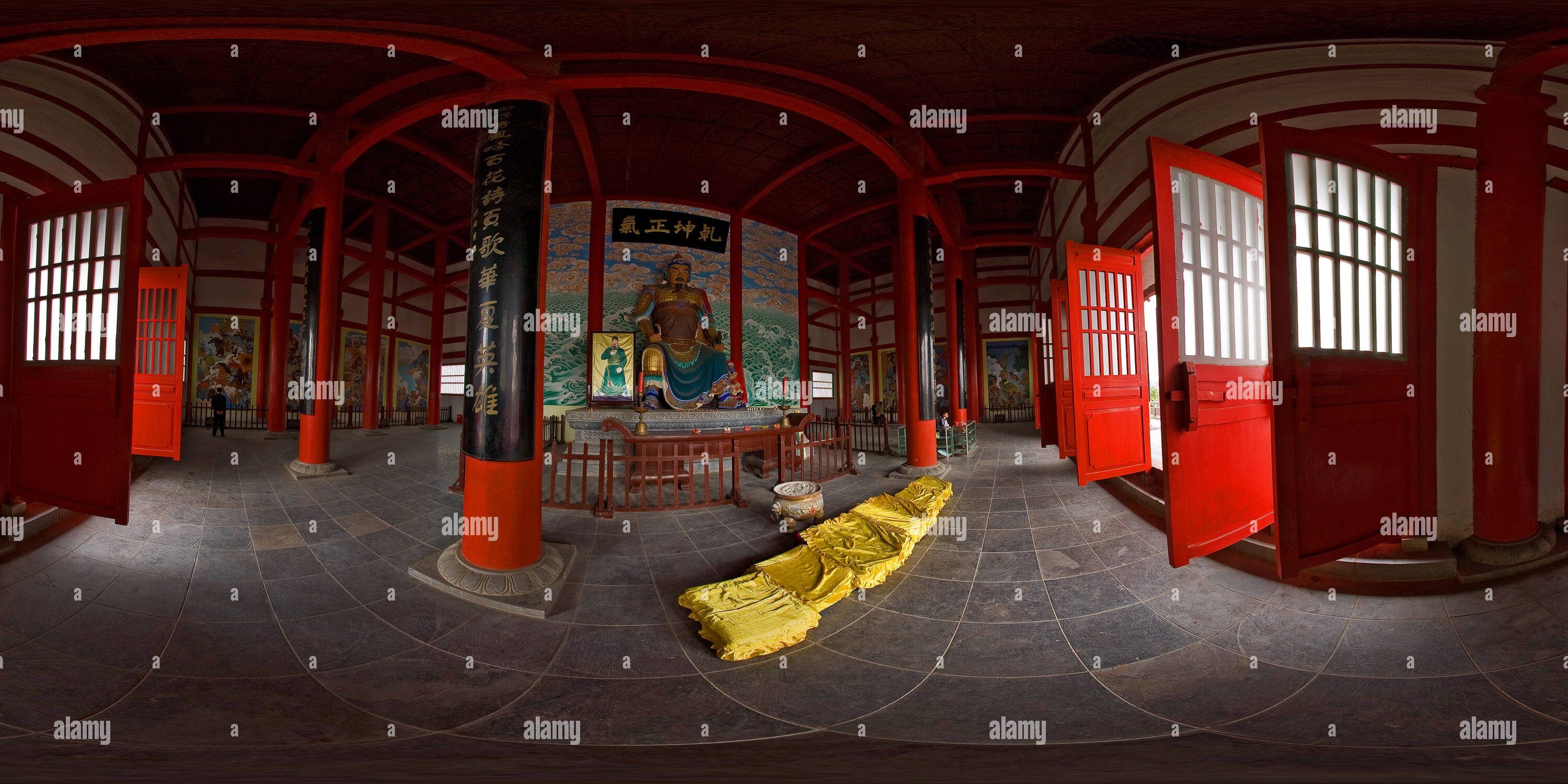 360° view of Shangqiu City - Zhang Xun Temple (Zhang Xun statue - Alamy
