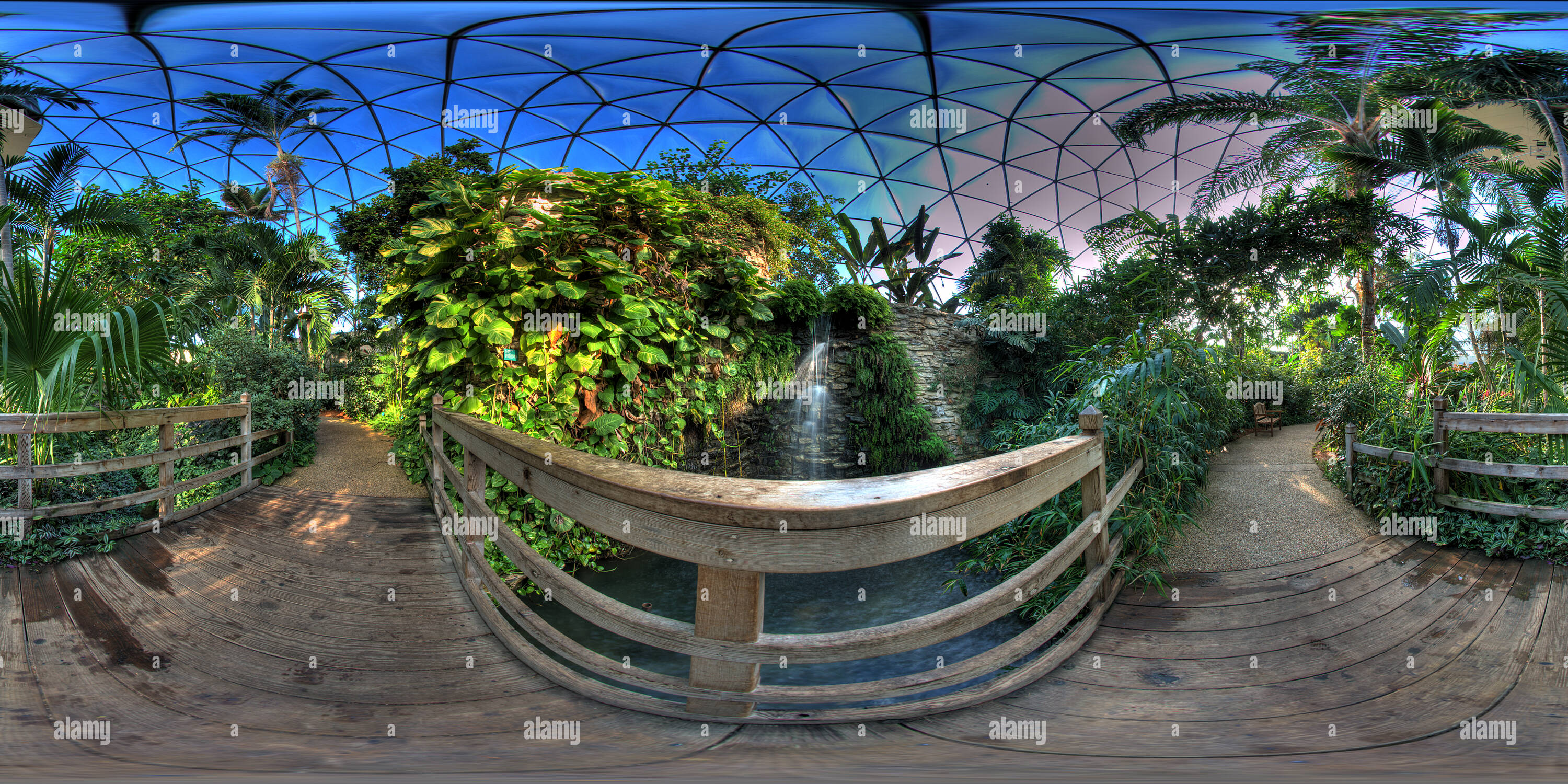 Des moines botanical center hi-res stock photography and images - Alamy