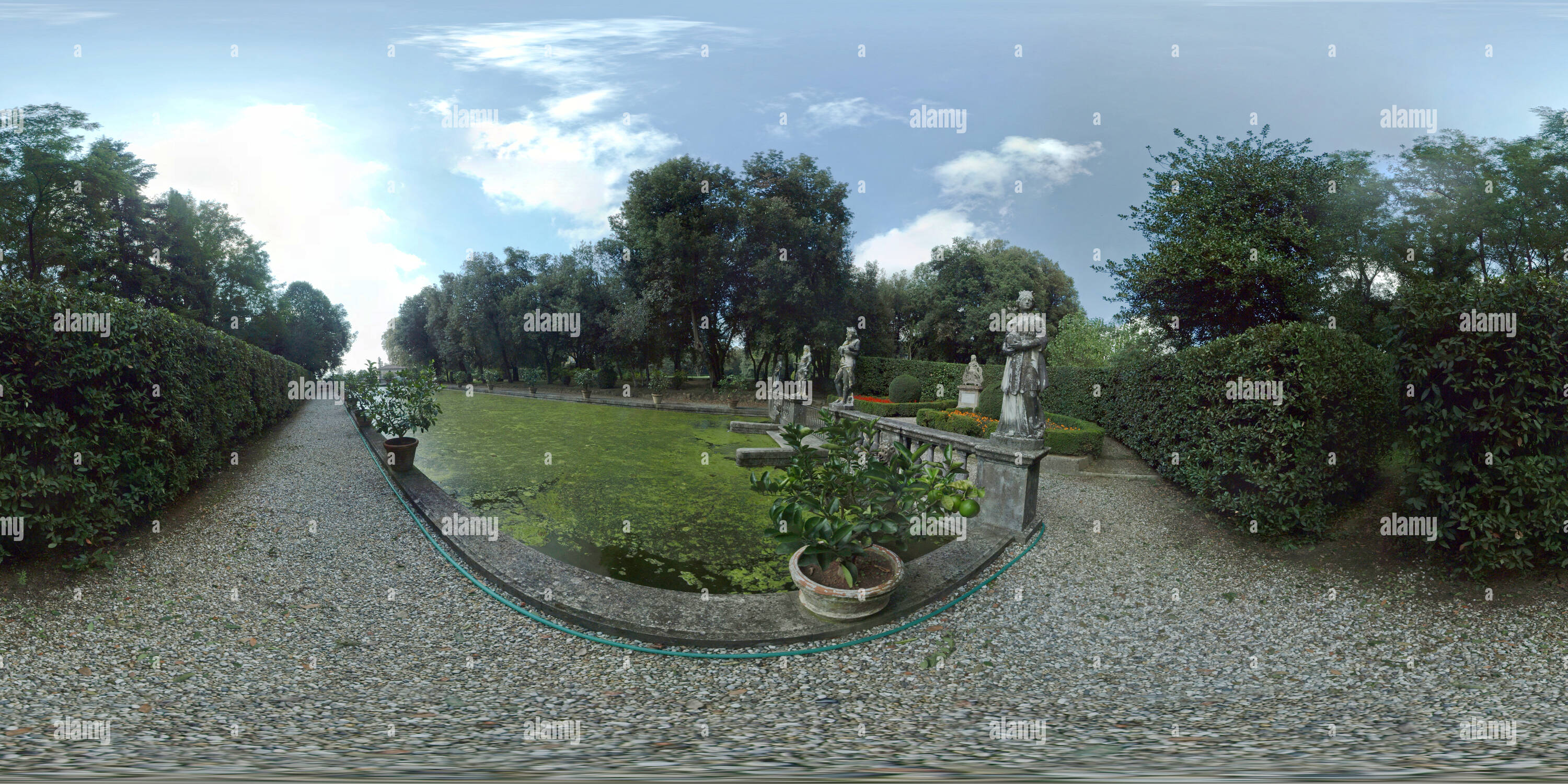 Torrigiani garden hi-res stock photography and images - Alamy