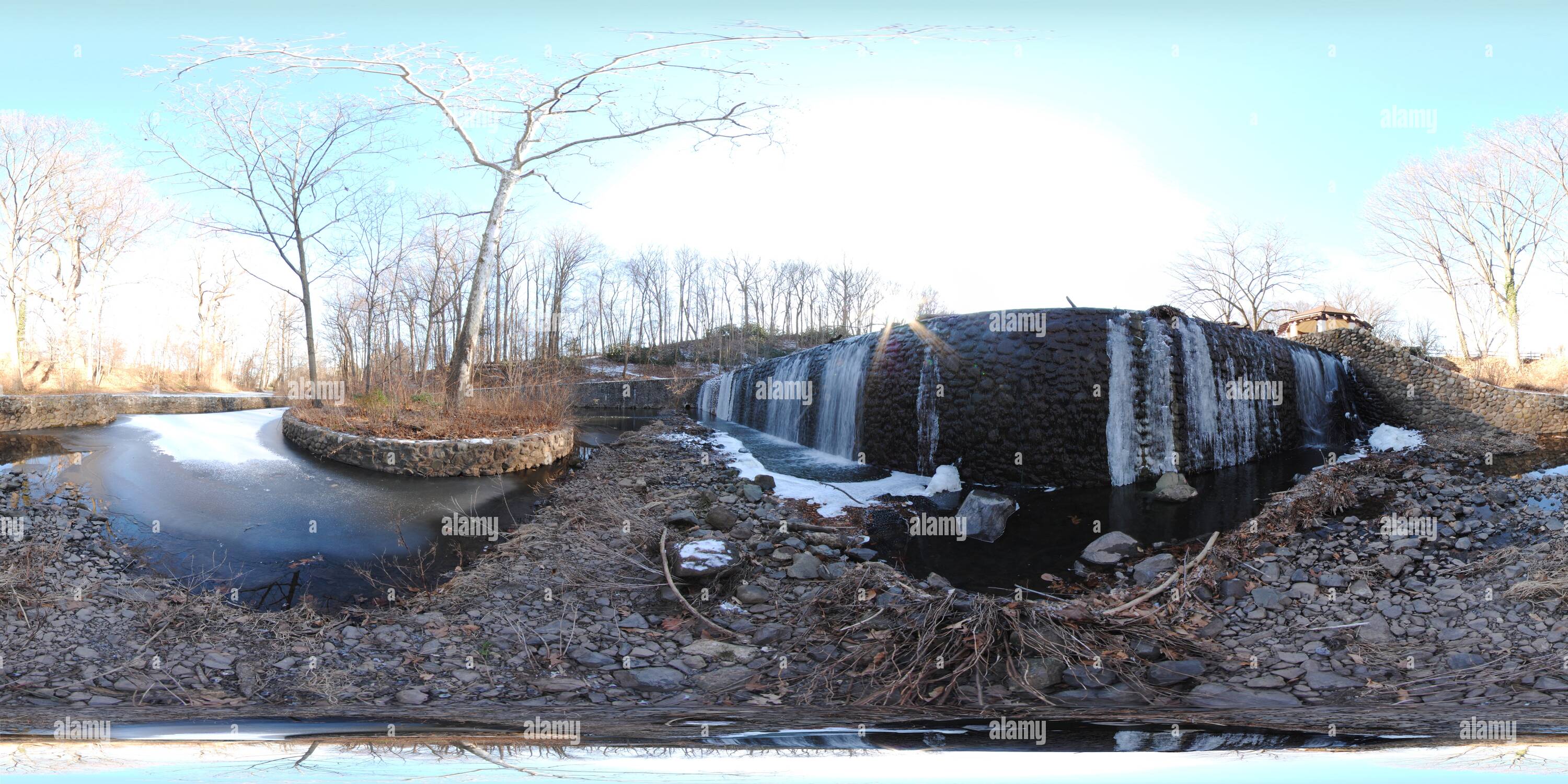 360° view of Echo Lake Park Dam - Alamy