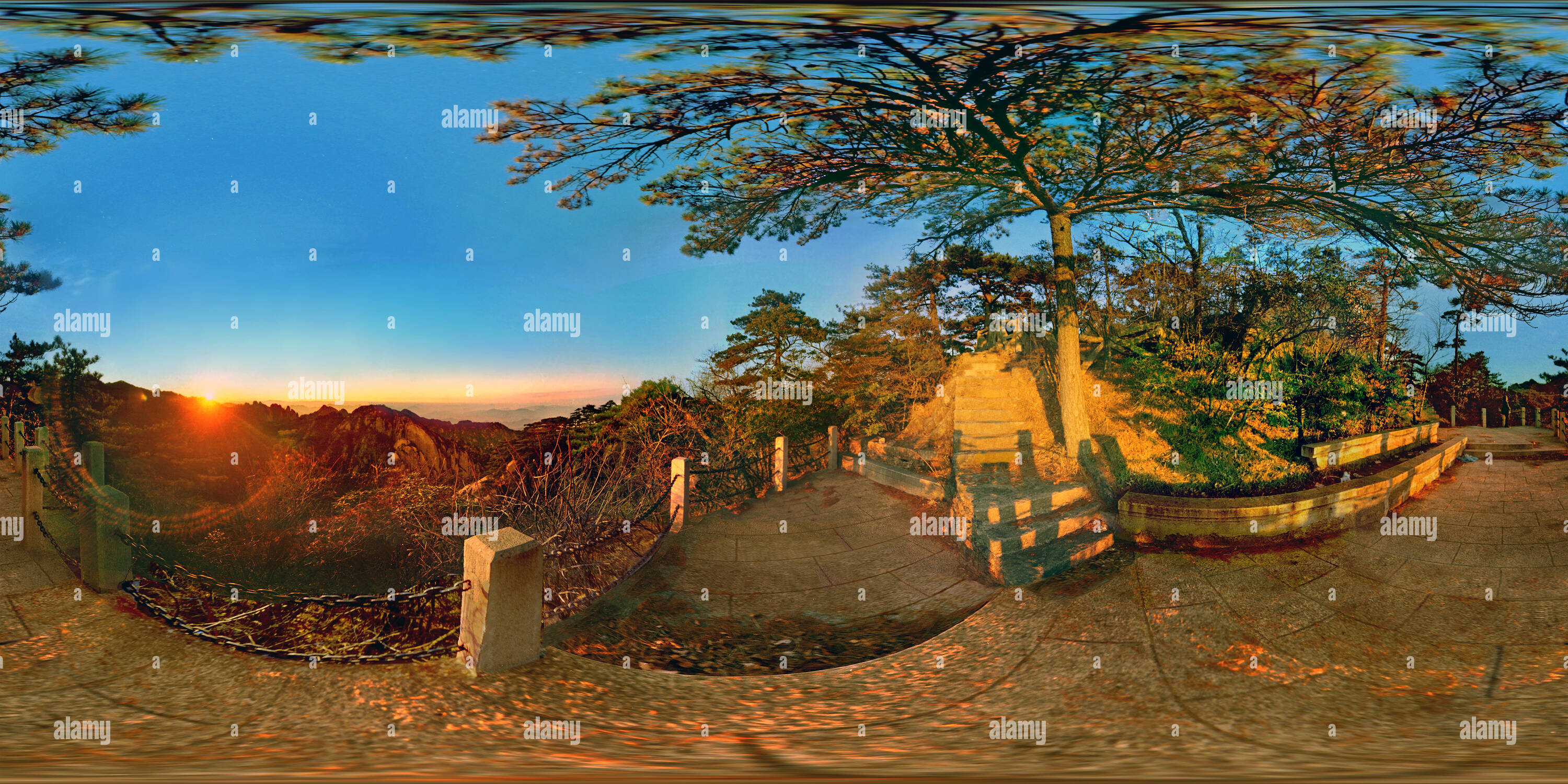 360° view of Watching the sunrise in huangshan danxia peak - Alamy