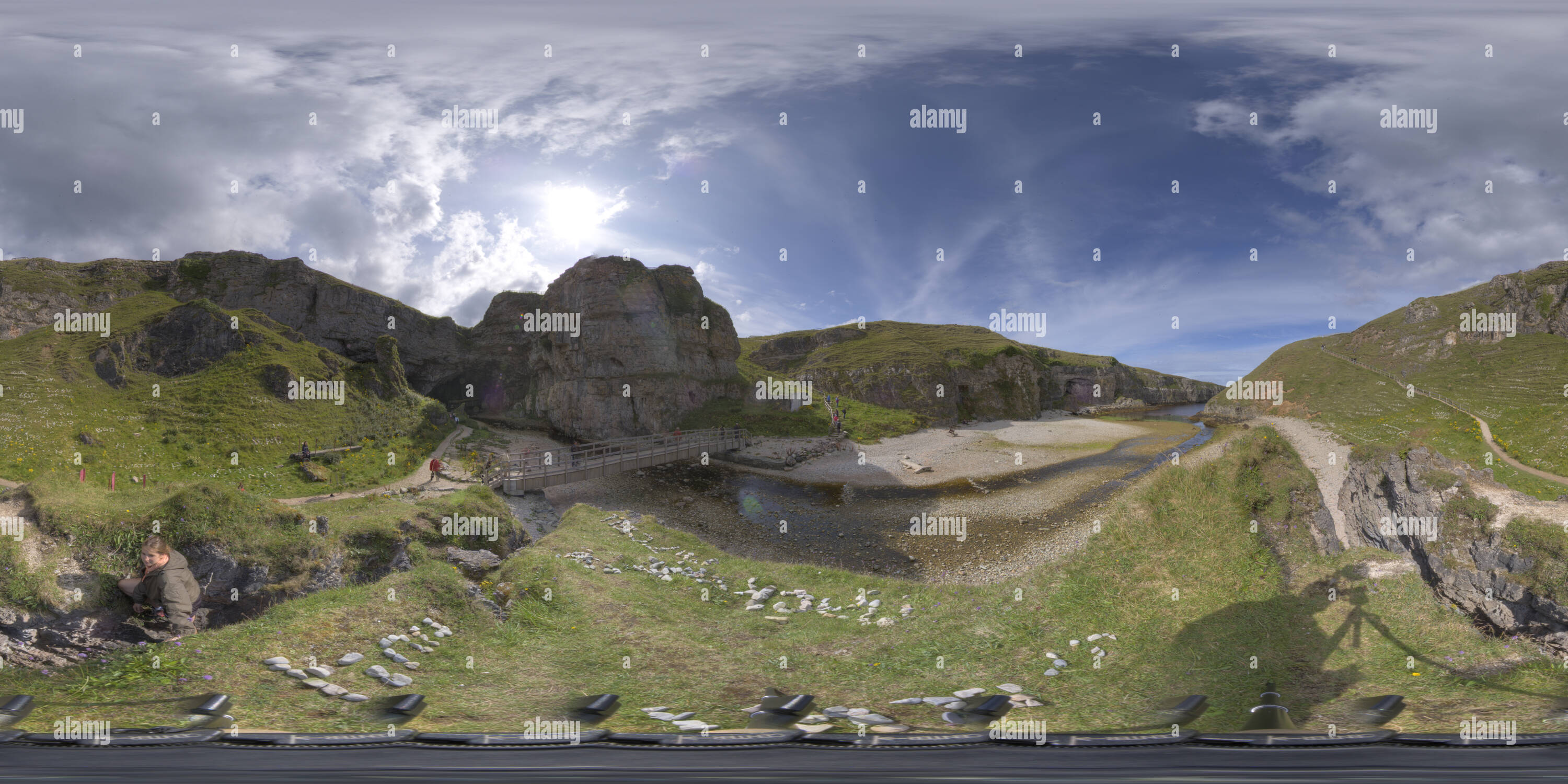 360° view of Smoo Cave - Durness - Alamy