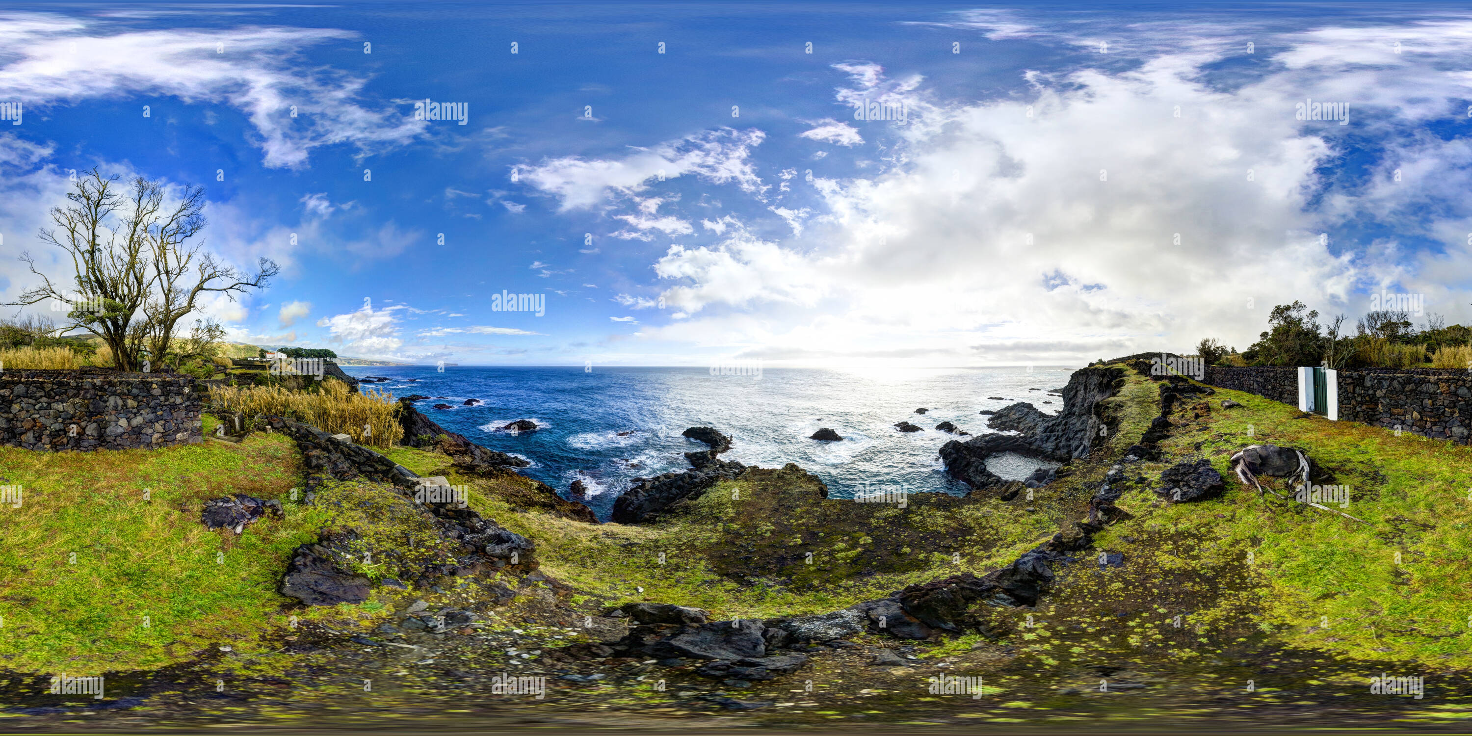 360° view of Coast at Quinta Altamira, São Miguel - Alamy