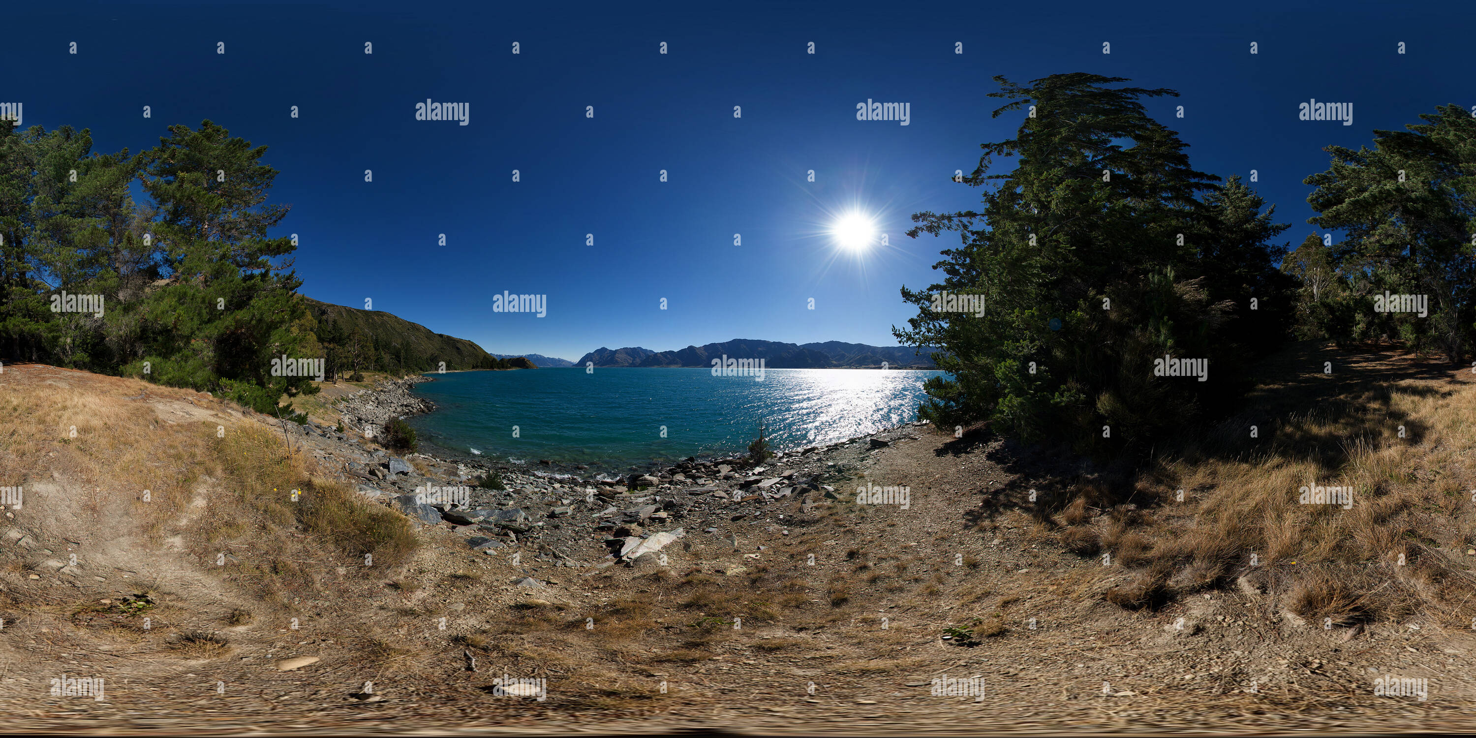 360° view of Lake Hawea, New Zealand - Alamy
