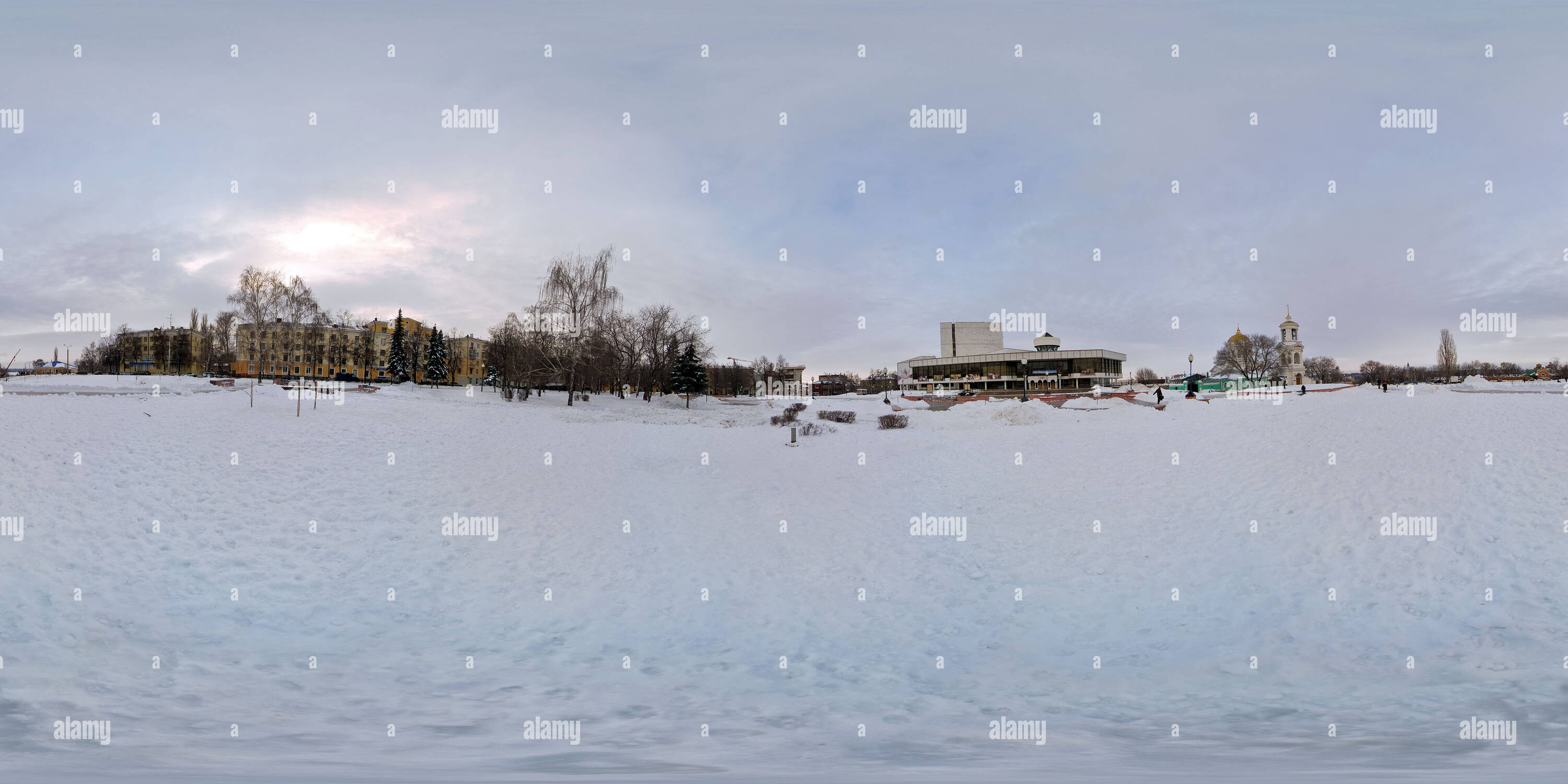 360° view of Sovetskaja square - Alamy