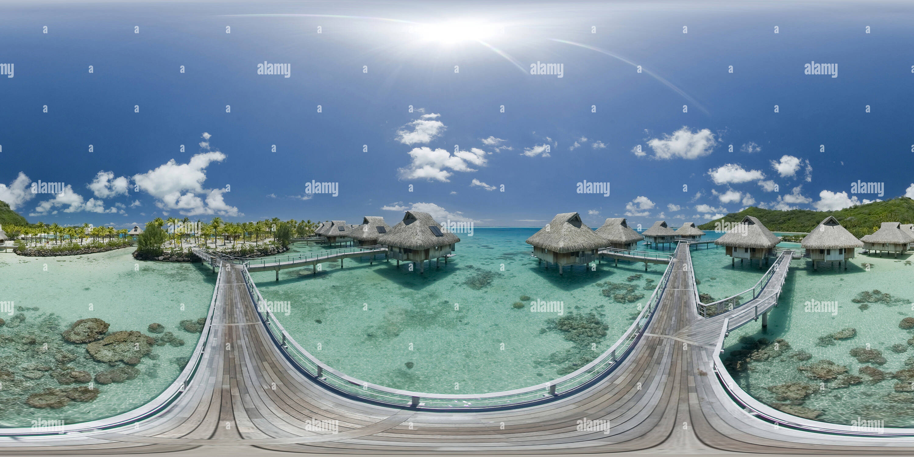 360° view of Hotel Hilton Bora Overwater Pontoon - Alamy