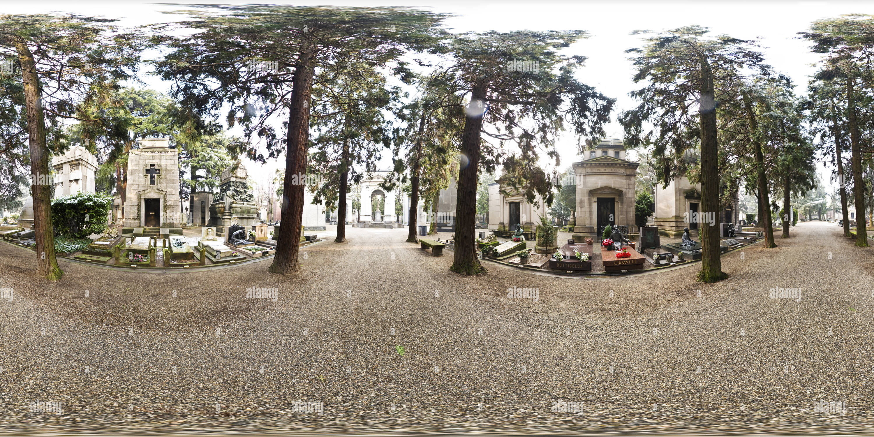 360° view of Tree Lined Mall in Cemetery - Alamy