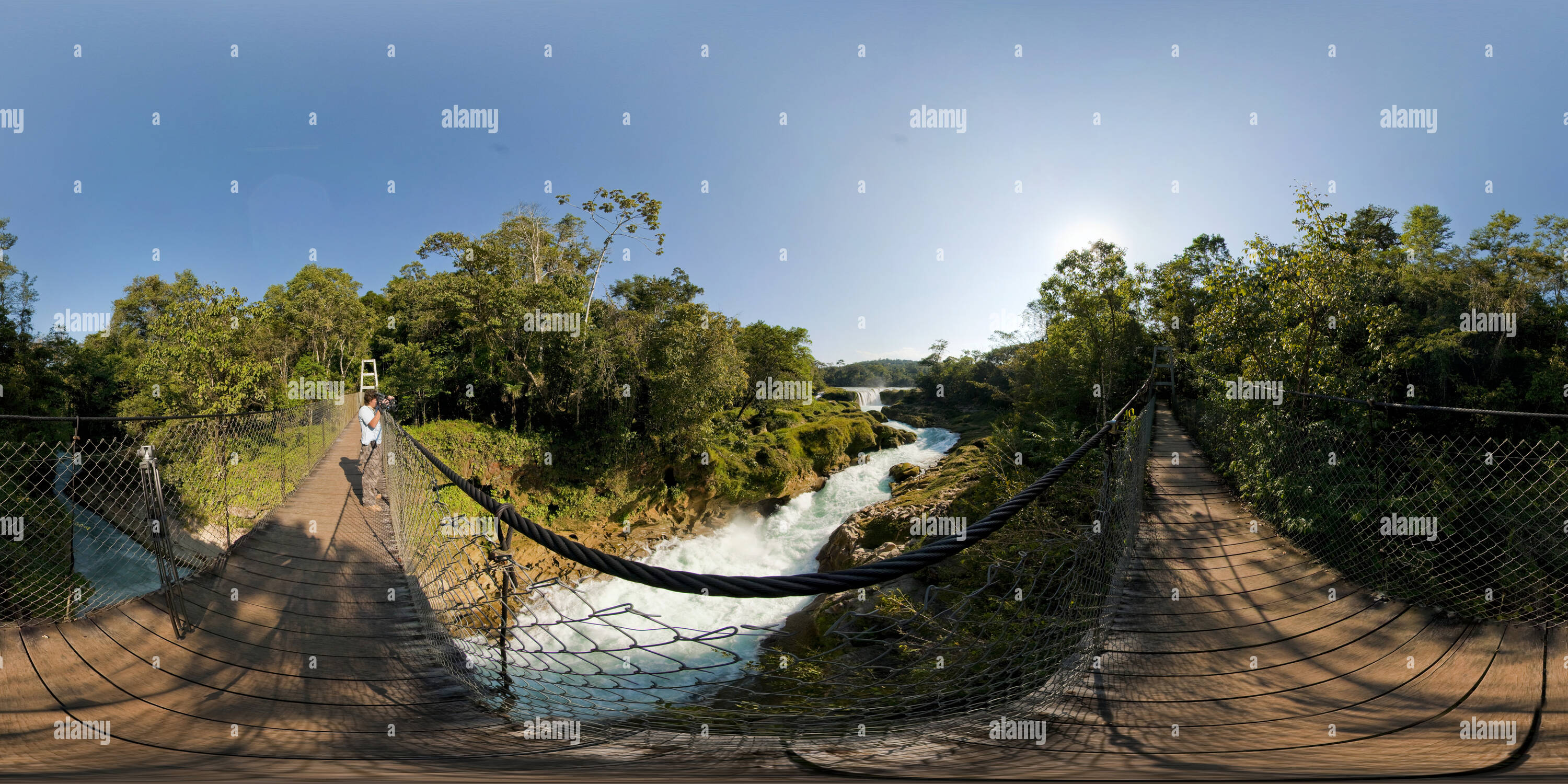 360° View Of Bridge At Las Nubes Waterfall Alamy