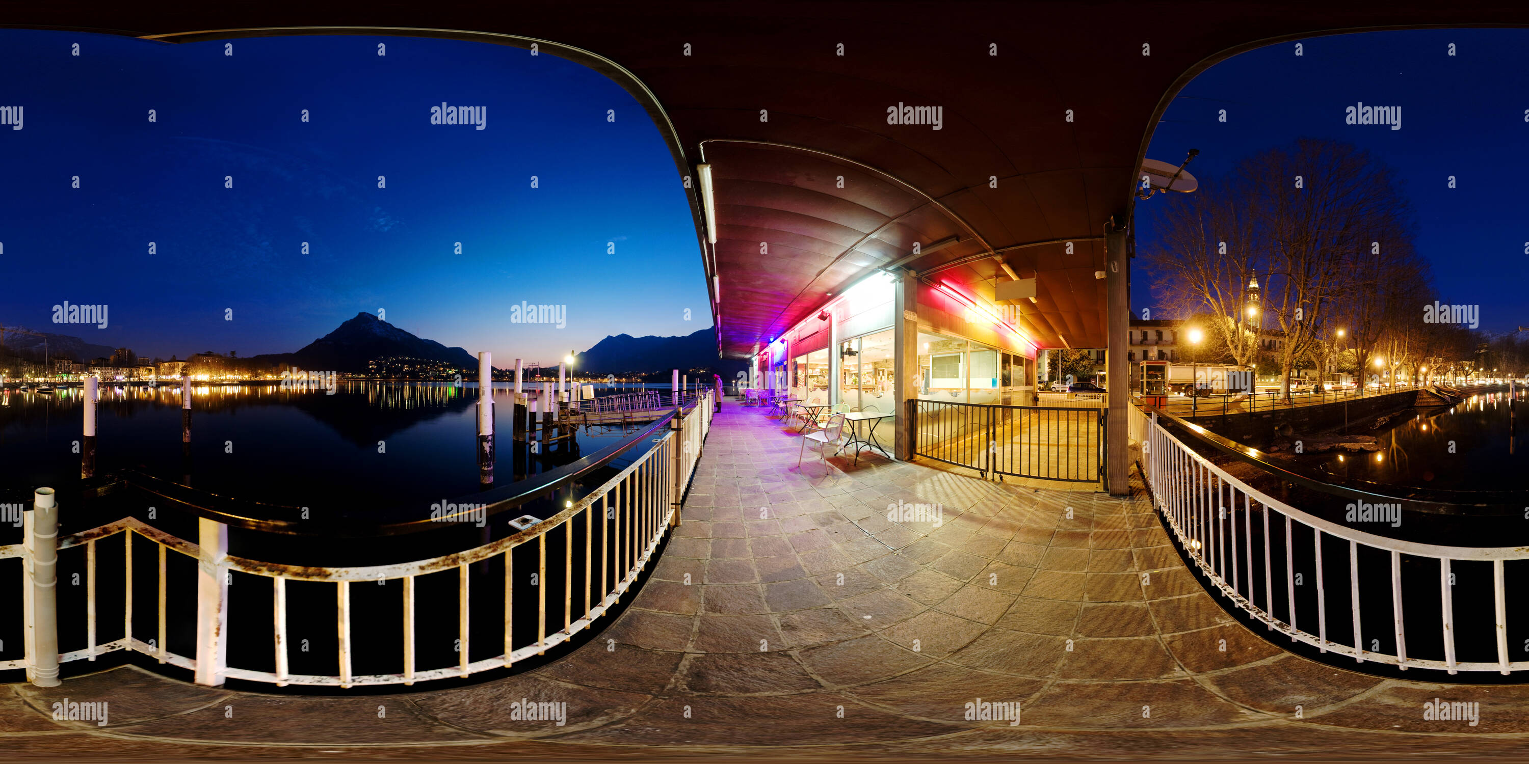 Como night hi-res stock photography and images - Alamy